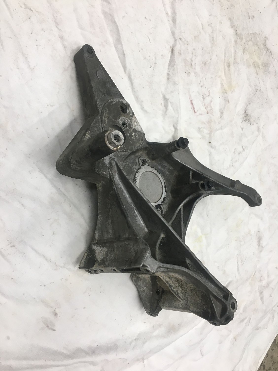 WTB (Want To Buy) LT1 accessory bracket - CorvetteForum - Chevrolet ...