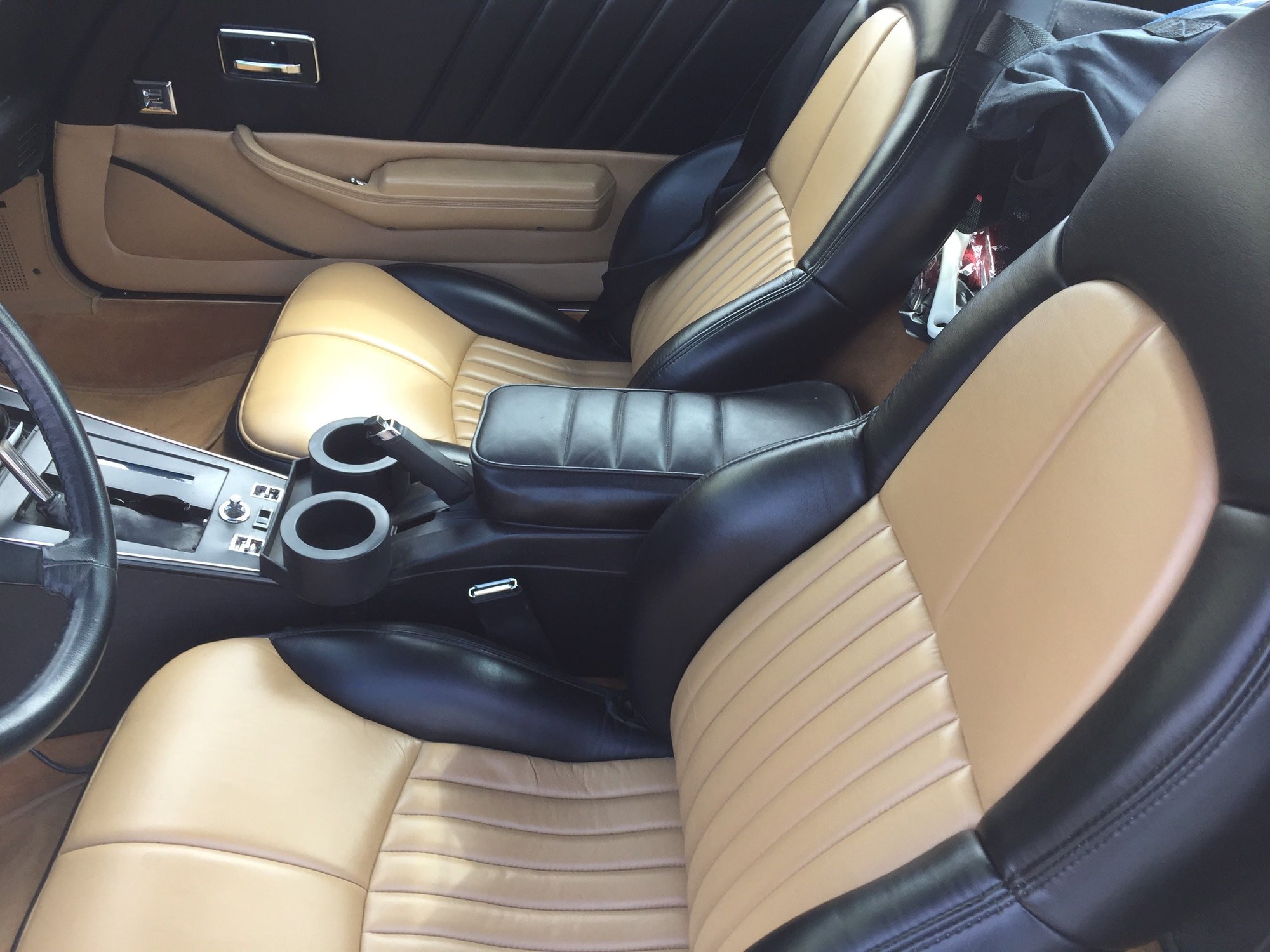 Mixing interior colors - CorvetteForum - Chevrolet Corvette Forum ...