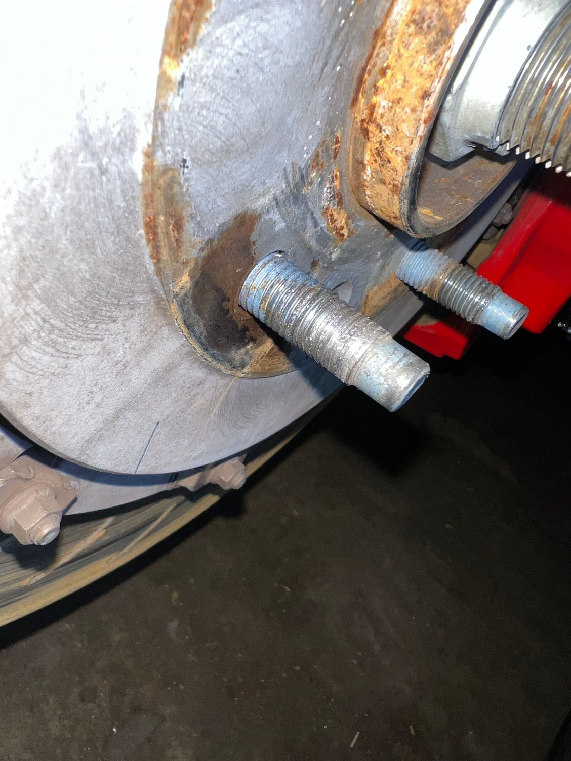 Rethreading c7 Z wheel stud - CorvetteForum - Chevrolet Corvette Forum ...