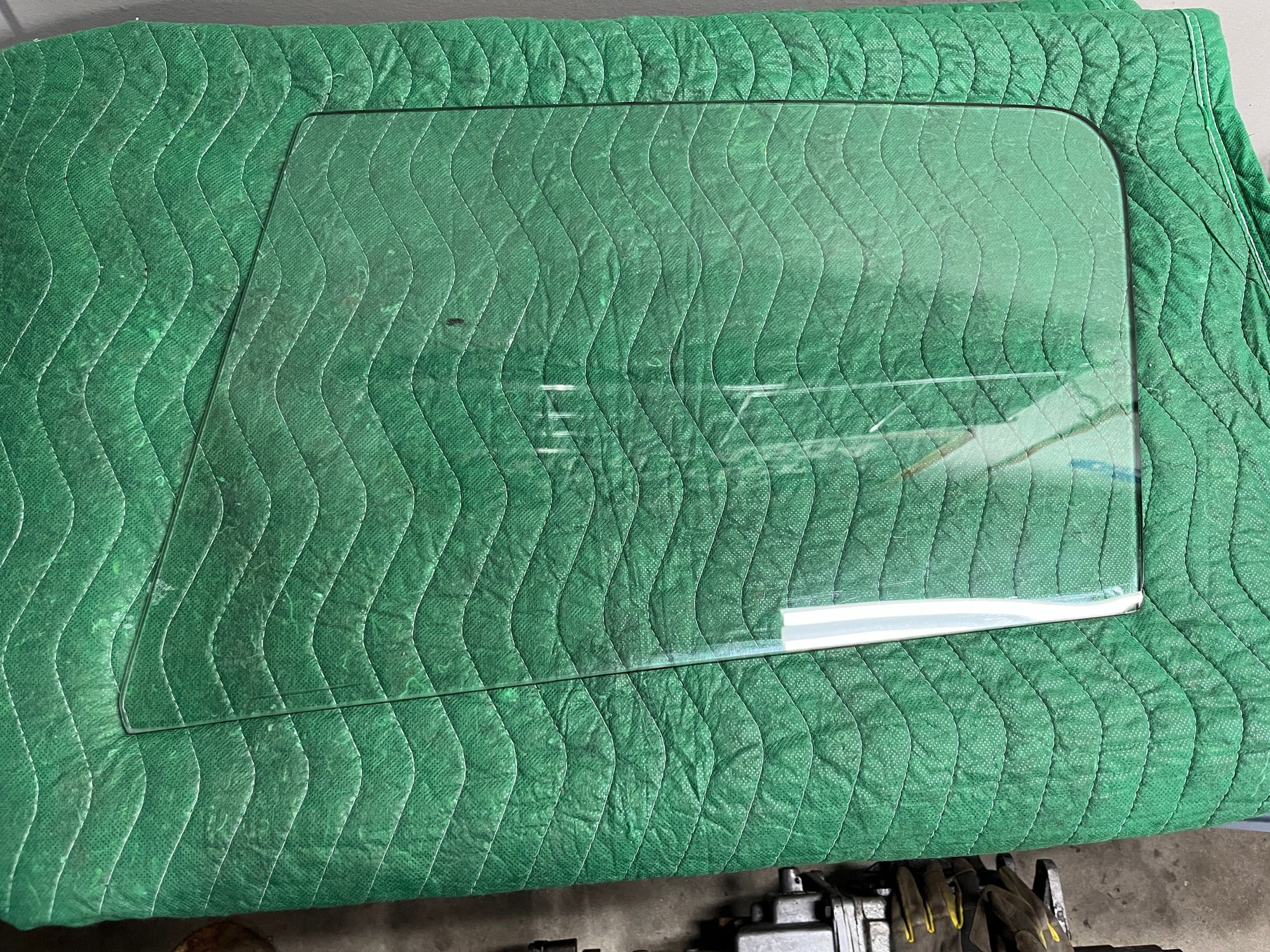 FS (For Sale) 1967 original GM LOF glass set M3 winshield M51 side ...