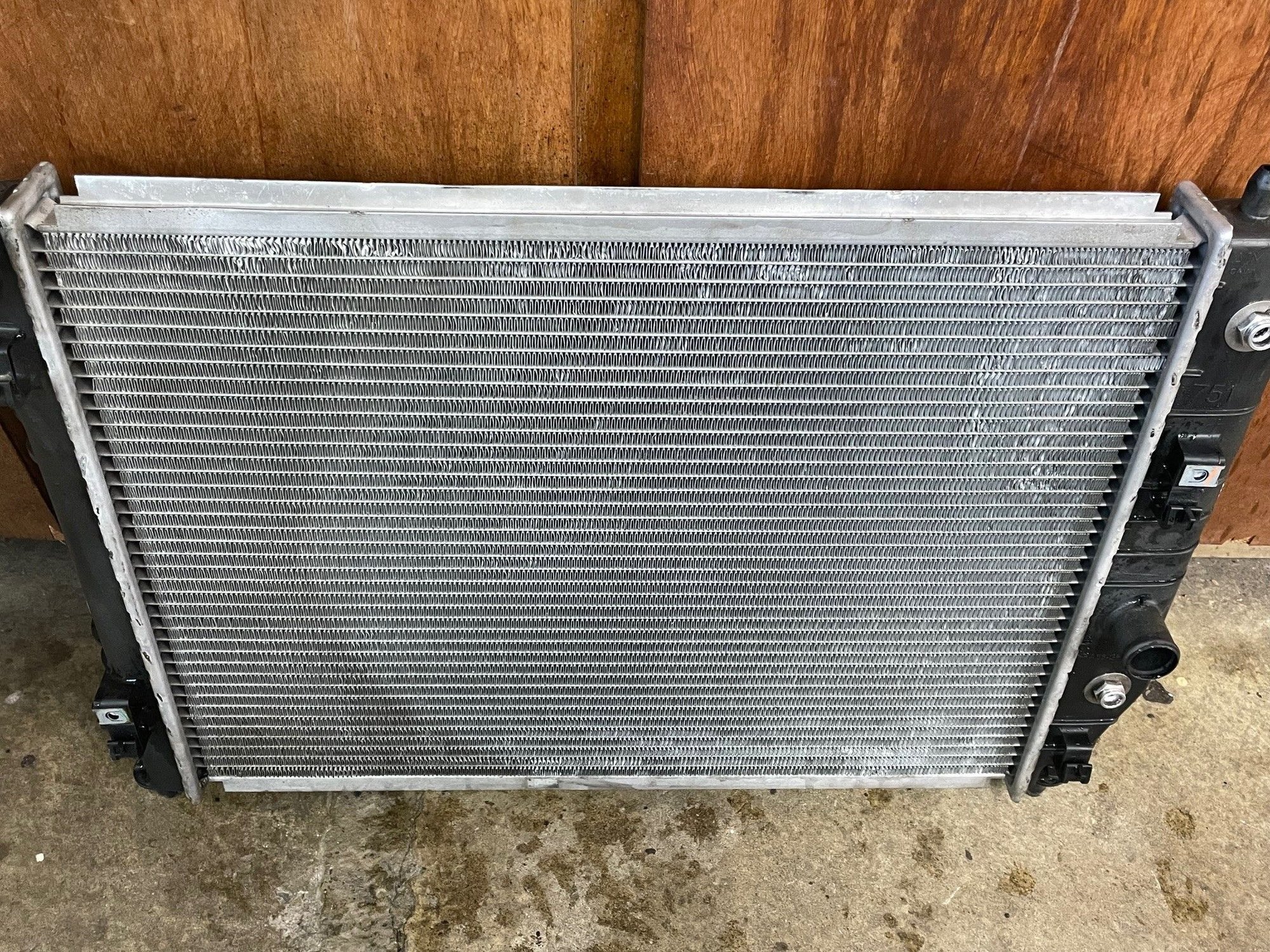 FS (For Sale) C6 radiator OEM - CorvetteForum - Chevrolet Corvette ...