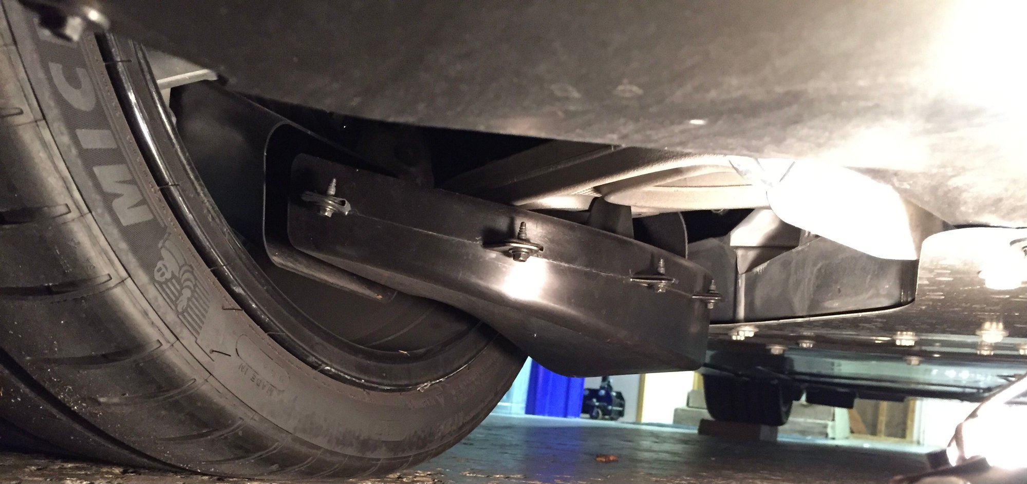 Z51 rear brake ducts - CorvetteForum - Chevrolet Corvette Forum Discussion