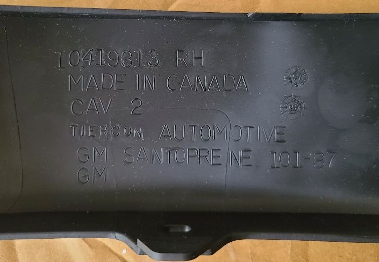 FS (For Sale) Front Bumper Outer Valance Set GM OEM 10419312 10419313 ...