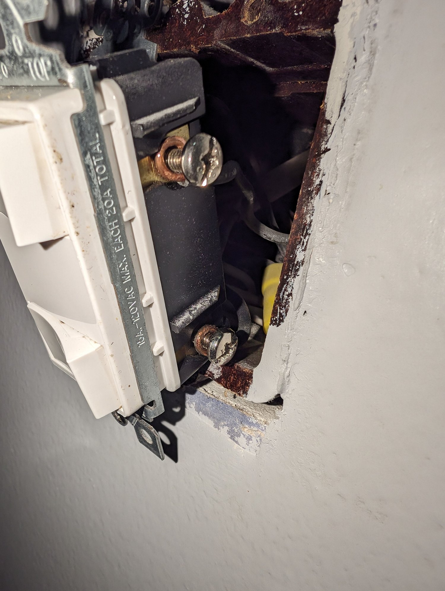 New 2 light rocker switch replacement - DoItYourself.com Community Forums