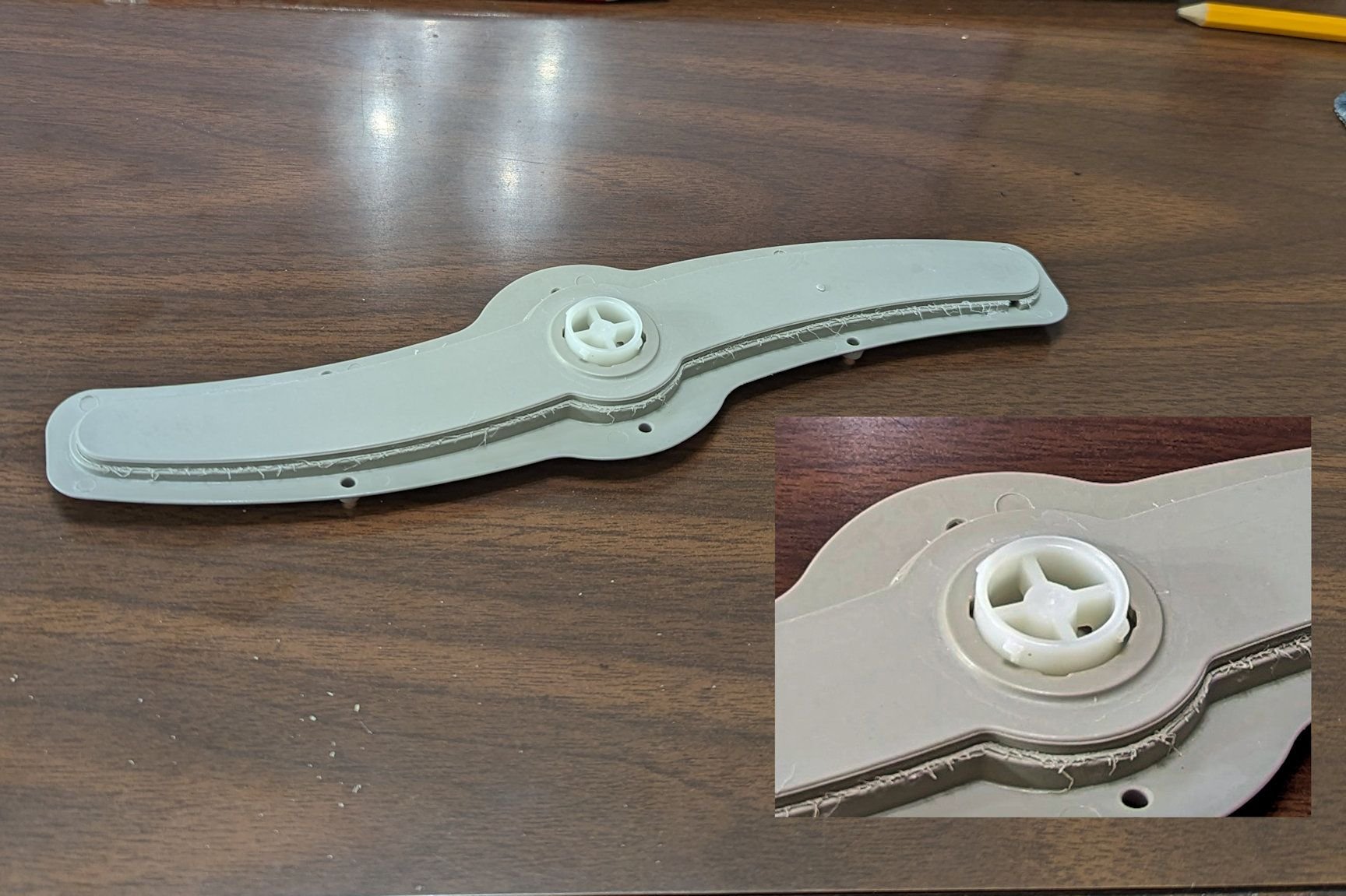 GE CDT725SSF7SS Dishwasher Upper Spray Arm Replacement - DoItYourself ...