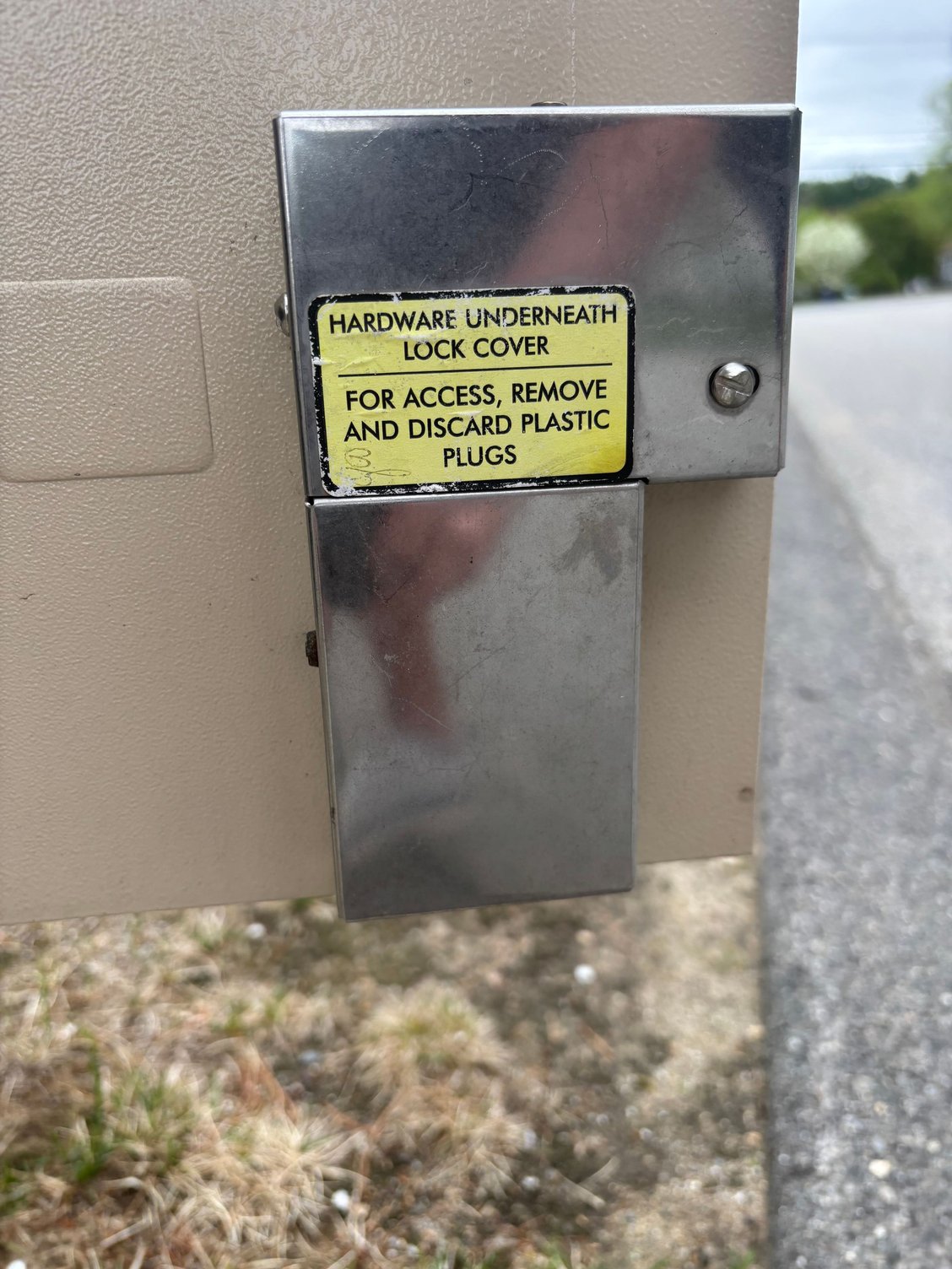 Cluster mail box locks - DoItYourself.com Community Forums