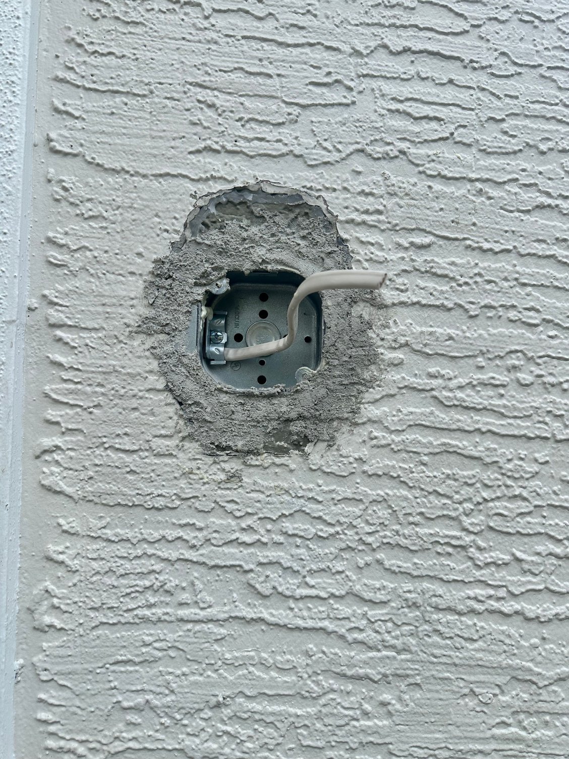 Fixing and making new electrical boxes for lantern on stucco exterior ...
