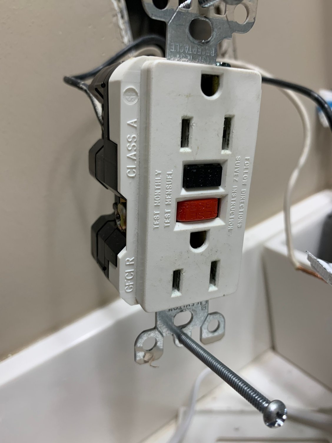 20 Amp Outlet Issues DoItYourself Community Forums 20-amp-outlet-issues-doityourself-community-forums