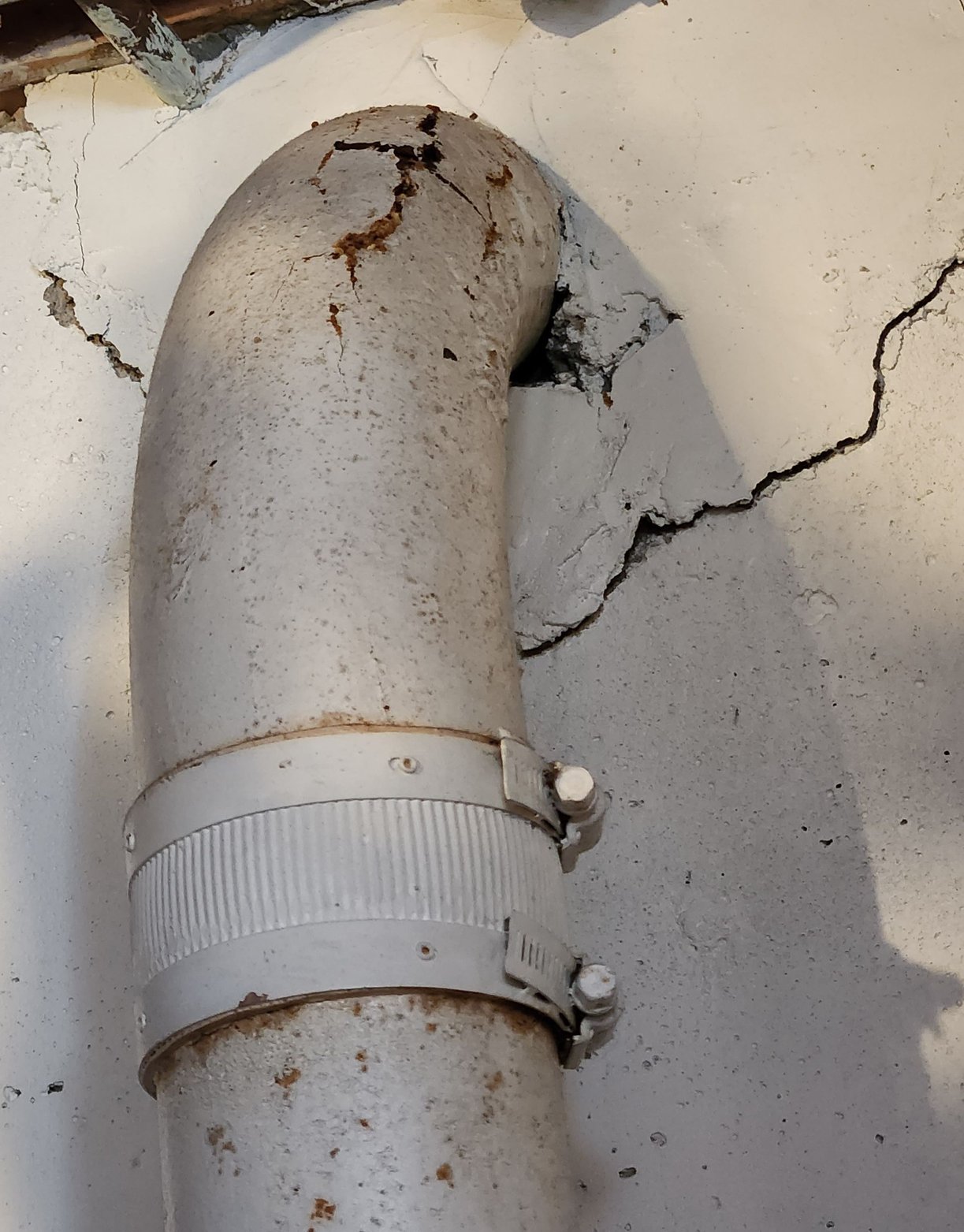 Is this soil pipe elbow toast? - DoItYourself.com Community Forums