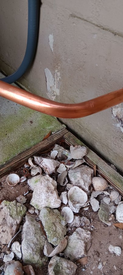 Kink in AC suction line for Rheem 2.5 ton 2 stage heat pump ...