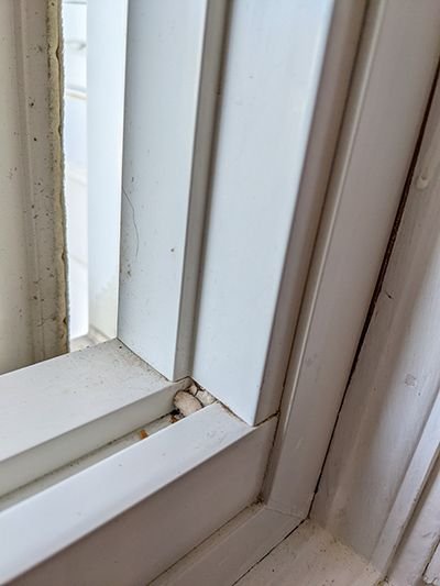 Vinyl casement windows - how to replace the operator crank ...