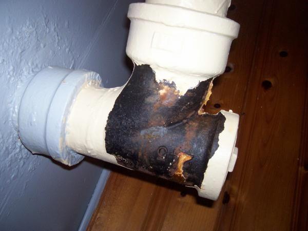 Cast Iron Waste Weeping Rusty Water - DoItYourself.com Community Forums