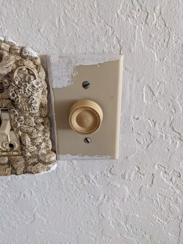 Replacing older light switches with Rocker style ones - DoItYourself ...