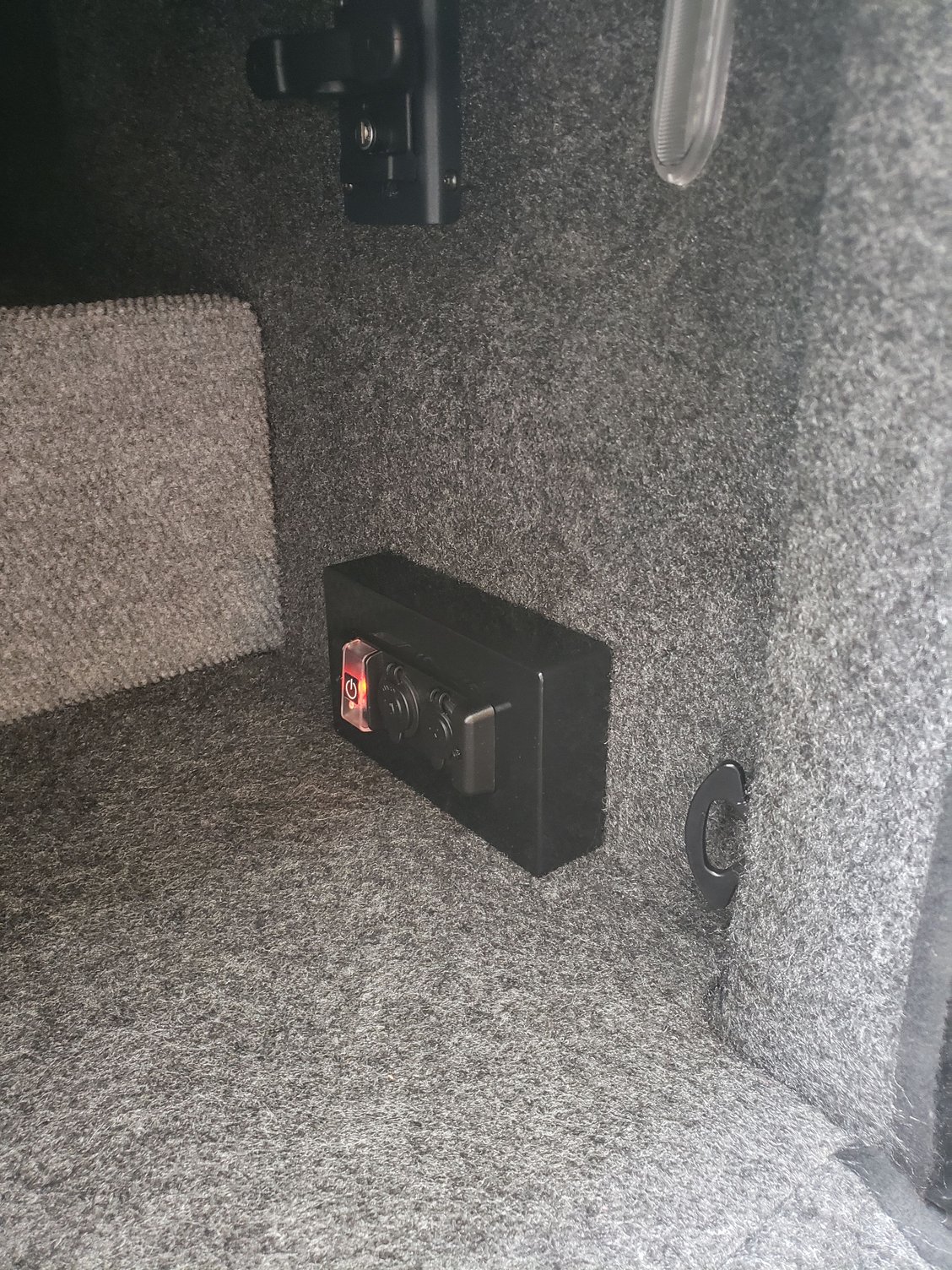 12v outlet in bed...my custom job - Ford F150 Forum - Community of Ford ...