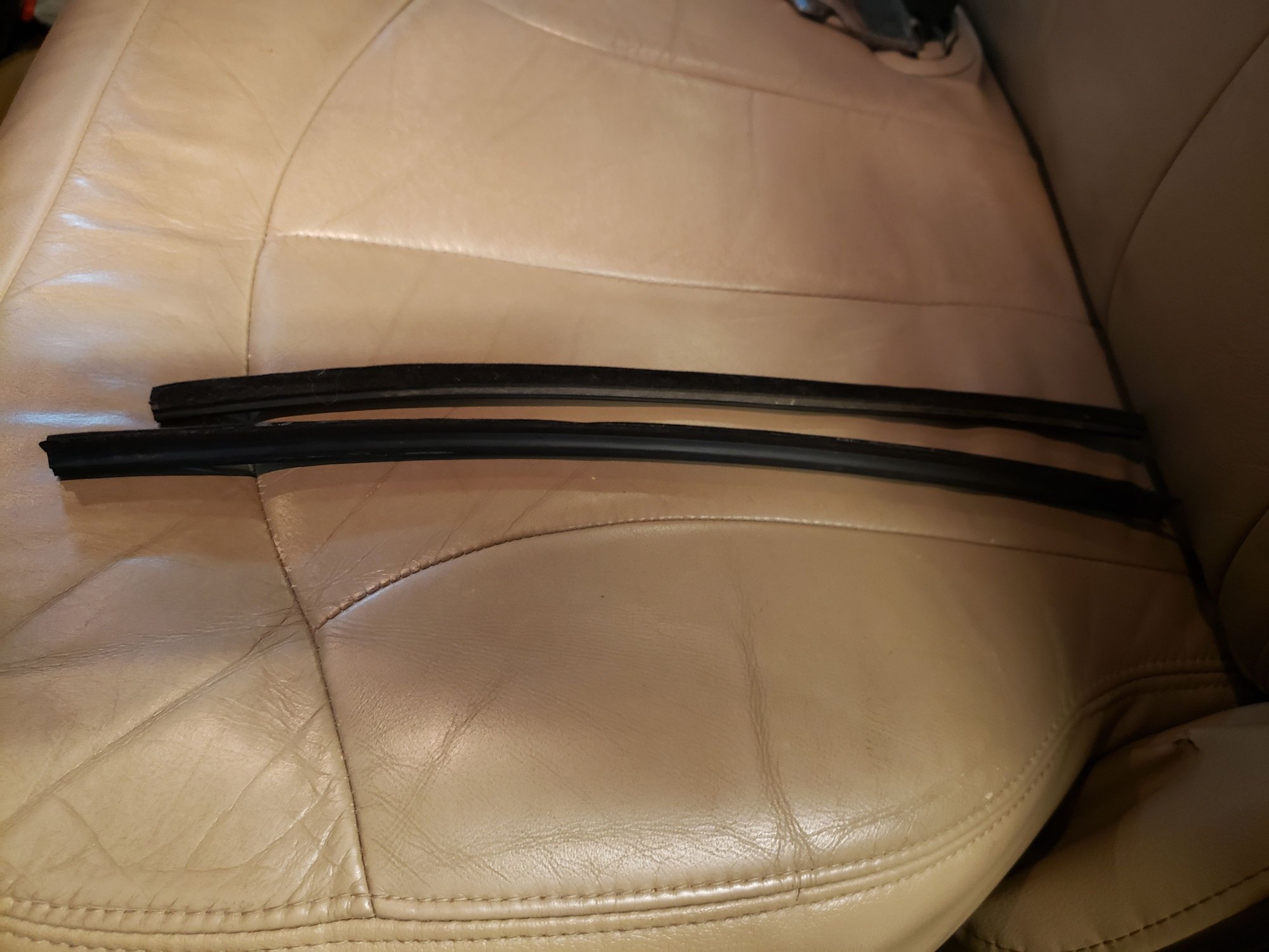 Rear Window Seals - Ford F150 Forum - Community of Ford Truck Fans