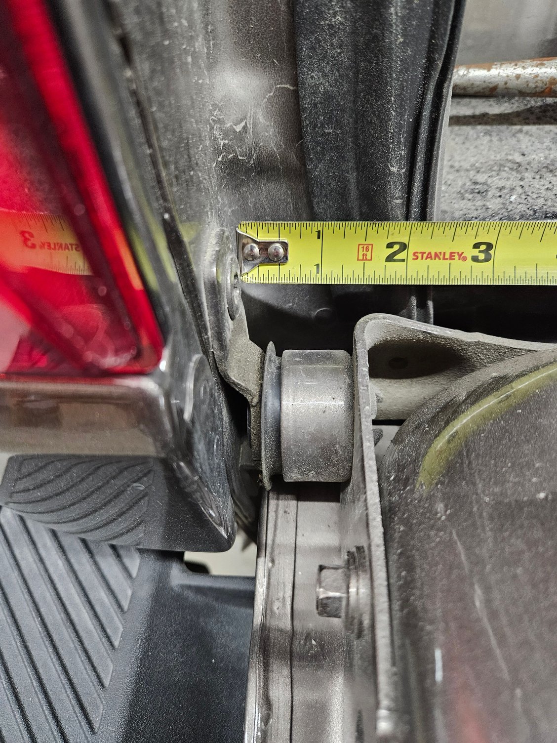 New truck - Tailgate body panel gap issues - Ford F150 Forum ...