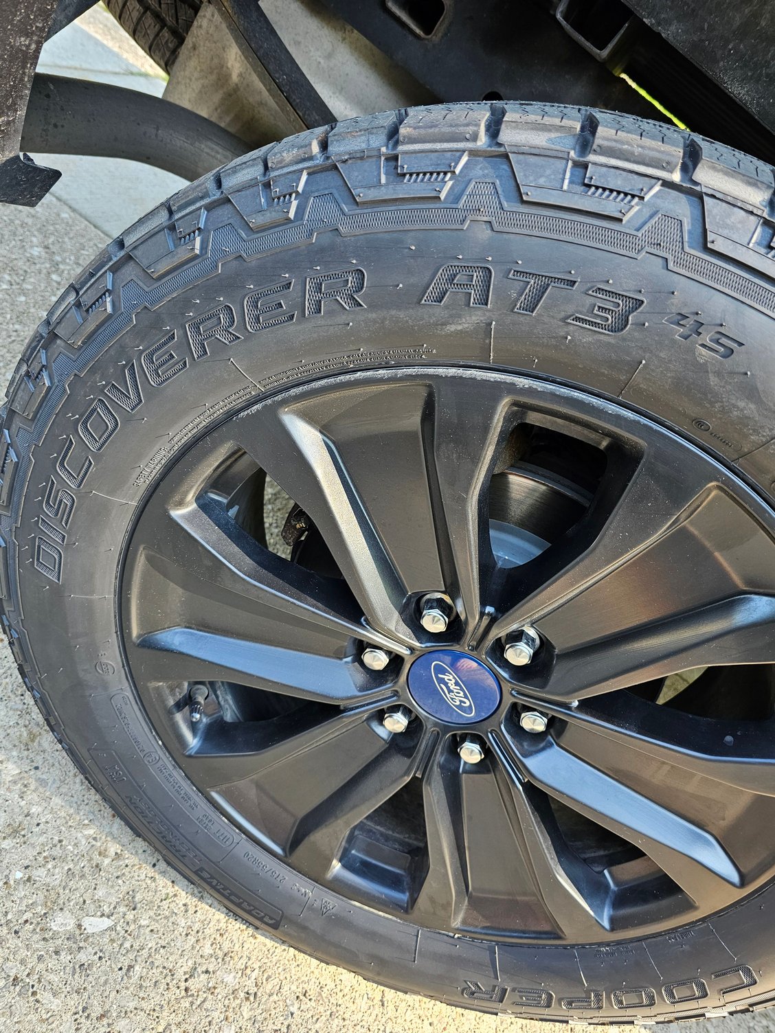2022 XLT 2” level 285/65R20 Cooper Discoverer AT3 XLT tires - Ford F150 ...