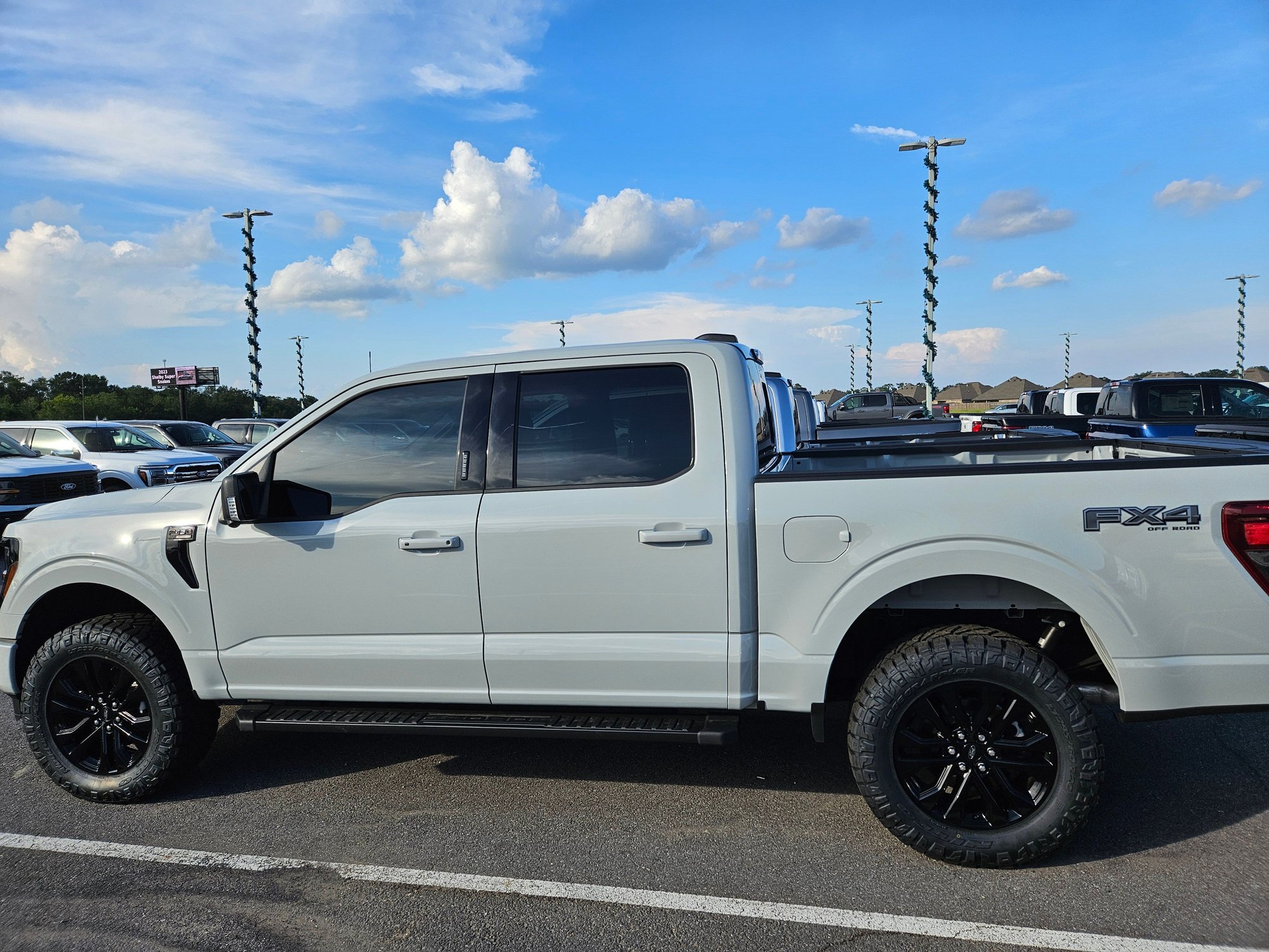 Avalanche vs Carbonized Gray - Ford F150 Forum - Community of Ford ...