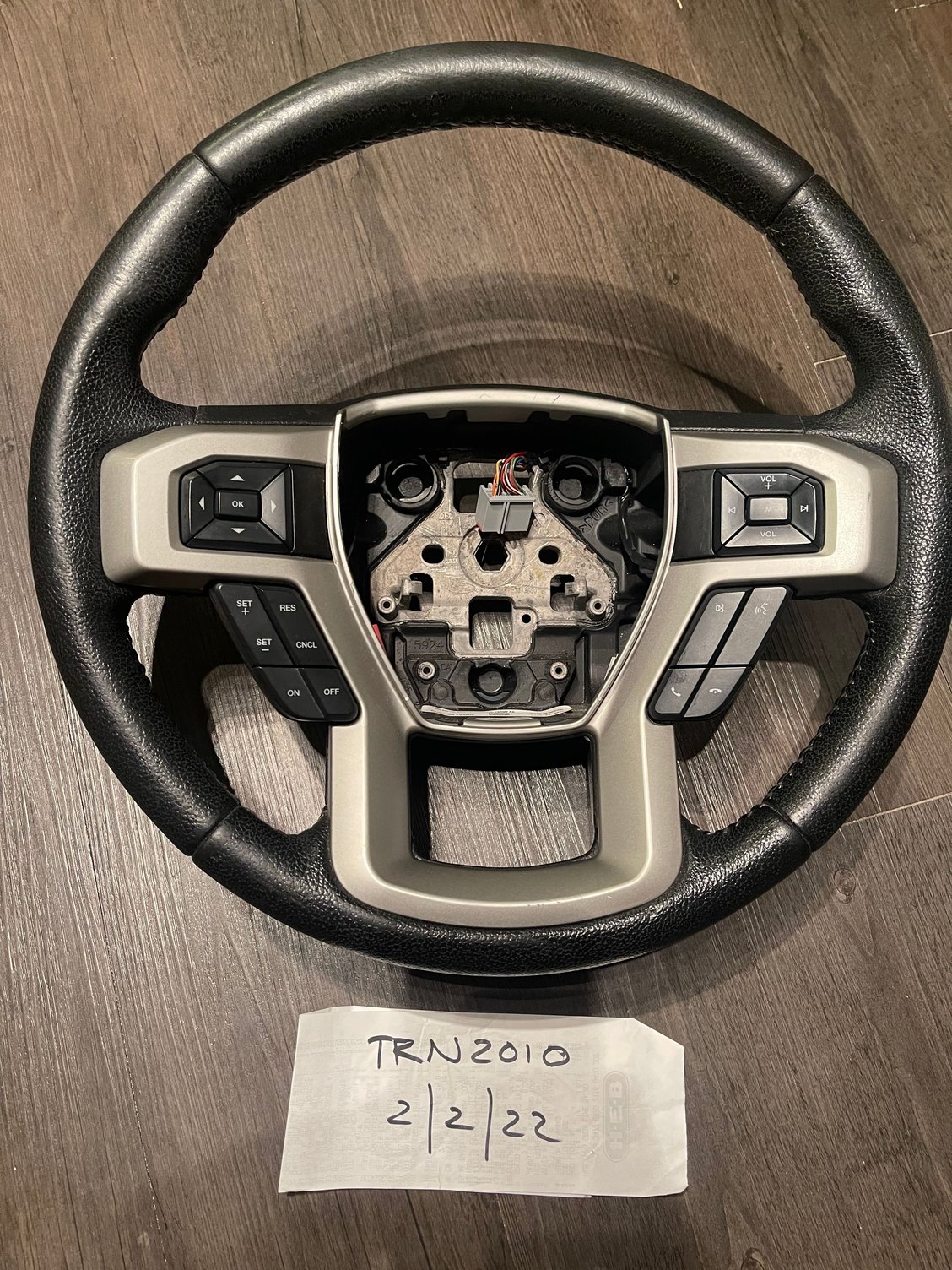 Texas 2015 Lariat Leather Steering Wheel - Ford F150 Forum - Community ...