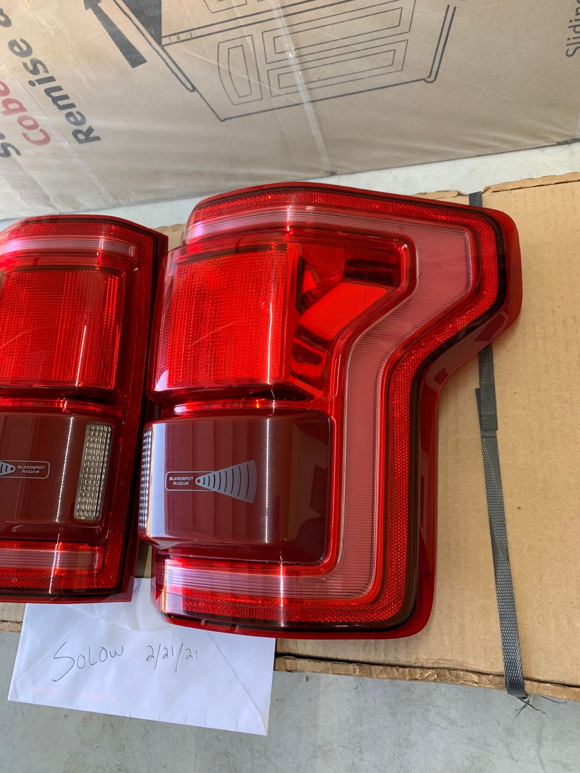 Texas SOLD...OEM LED tail lights with blis modules - Ford F150 Forum ...