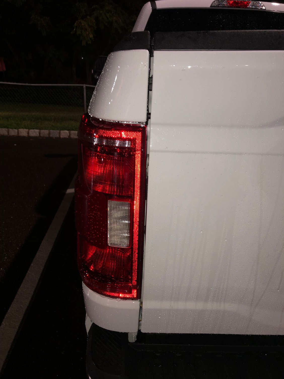 New truck - Tailgate body panel gap issues - Ford F150 Forum ...