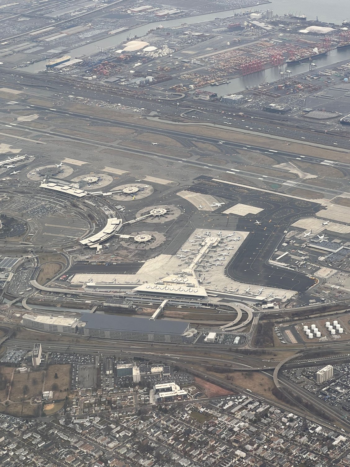 UA's New EWR Terminal A: Security, How to get to, facilities, UC opened ...