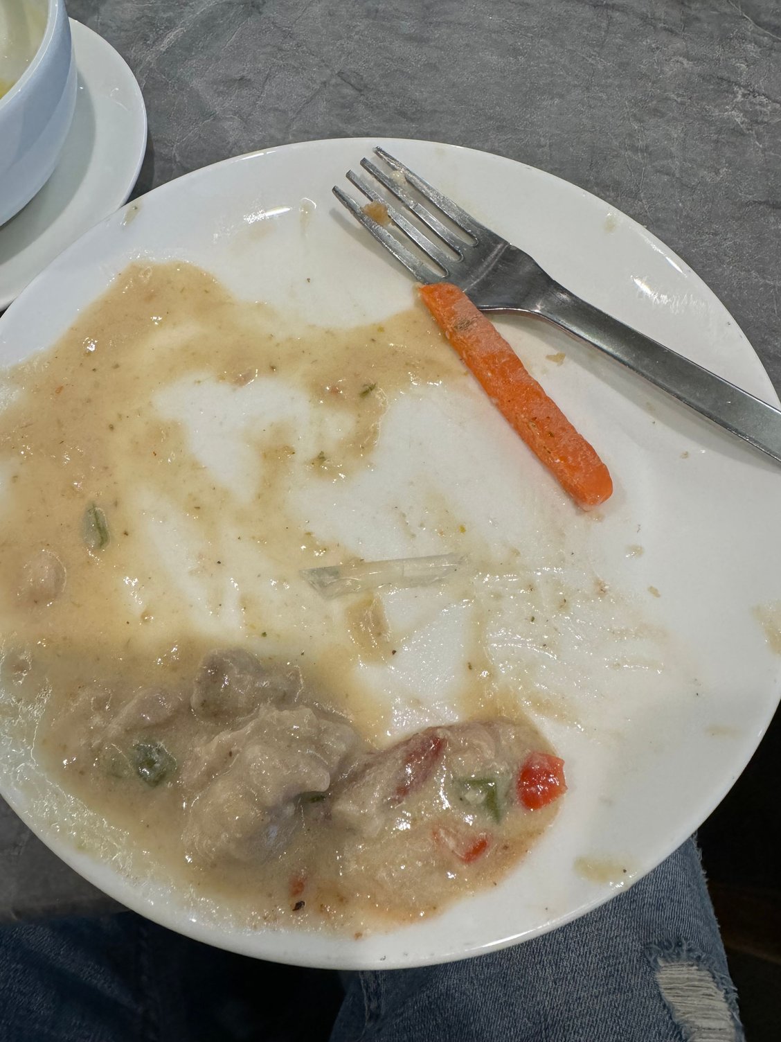 Glass in Food at SYD Qantas Int’l J Lounge - Page 2 - FlyerTalk Forums