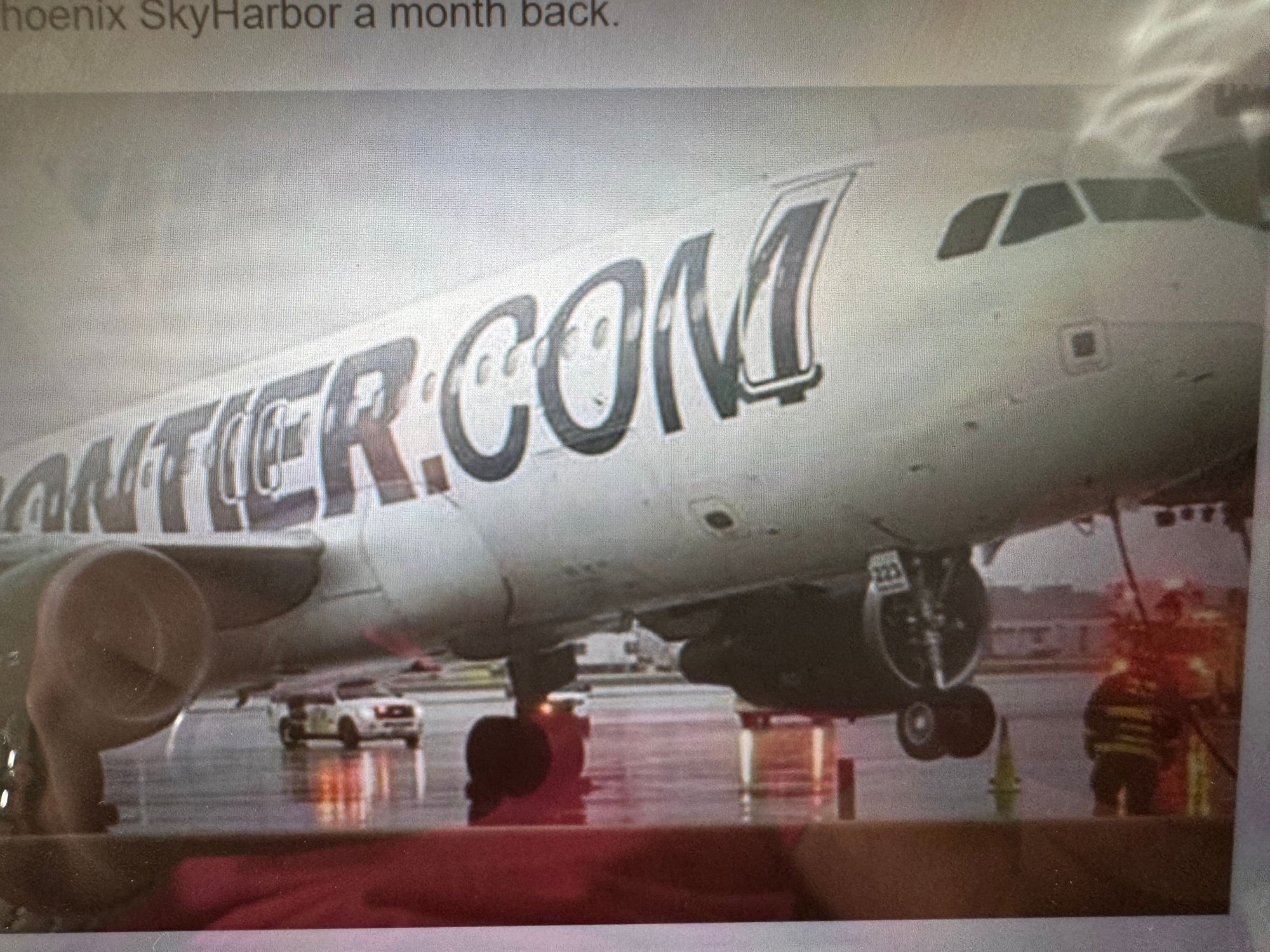 LHR-LAX Yesterday - Unable to deplane due cargo being offloaded? - FlyerTalk Forums