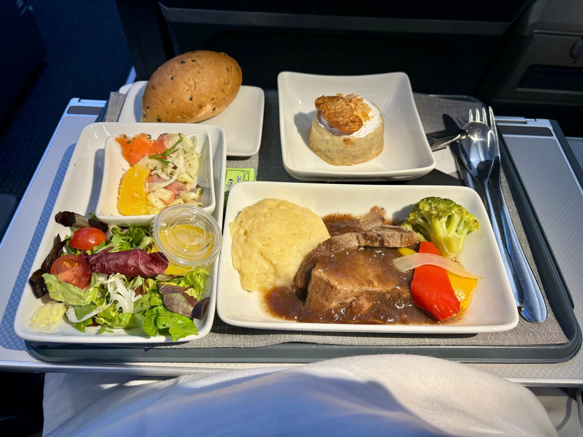 2024 AA Domestic Meal / Meals - menu / photos / etc. (master thread ...