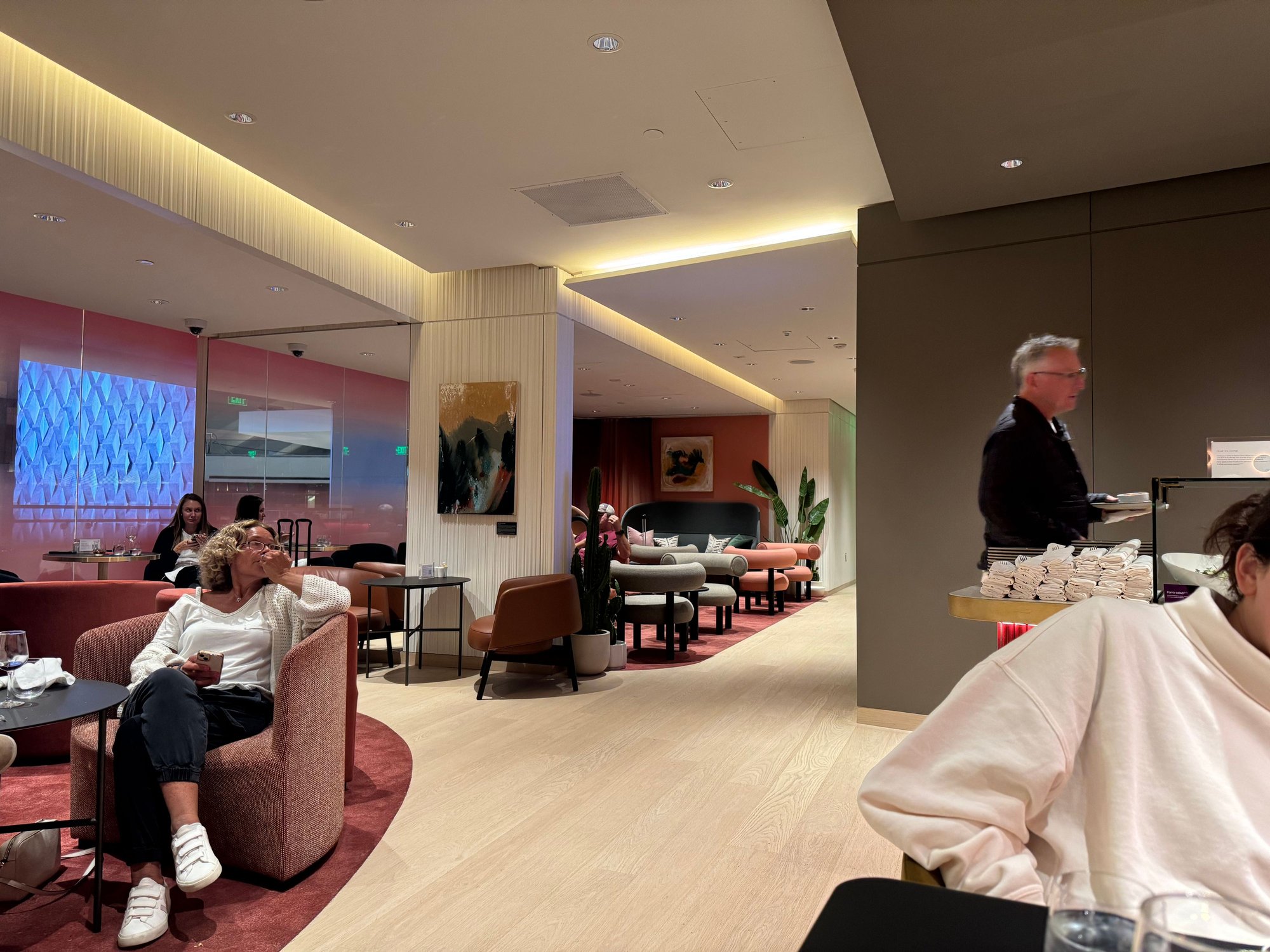 A Most Typical Honeymoon: EWR-LAX-PPT-BOB-RFP-PPT-LAX-EWR (UA/AF/VT ...