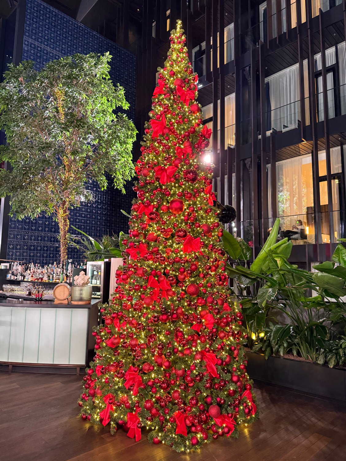 Share The Christmas or Holiday Decorations at Marriott Bonvoy Hotels ...