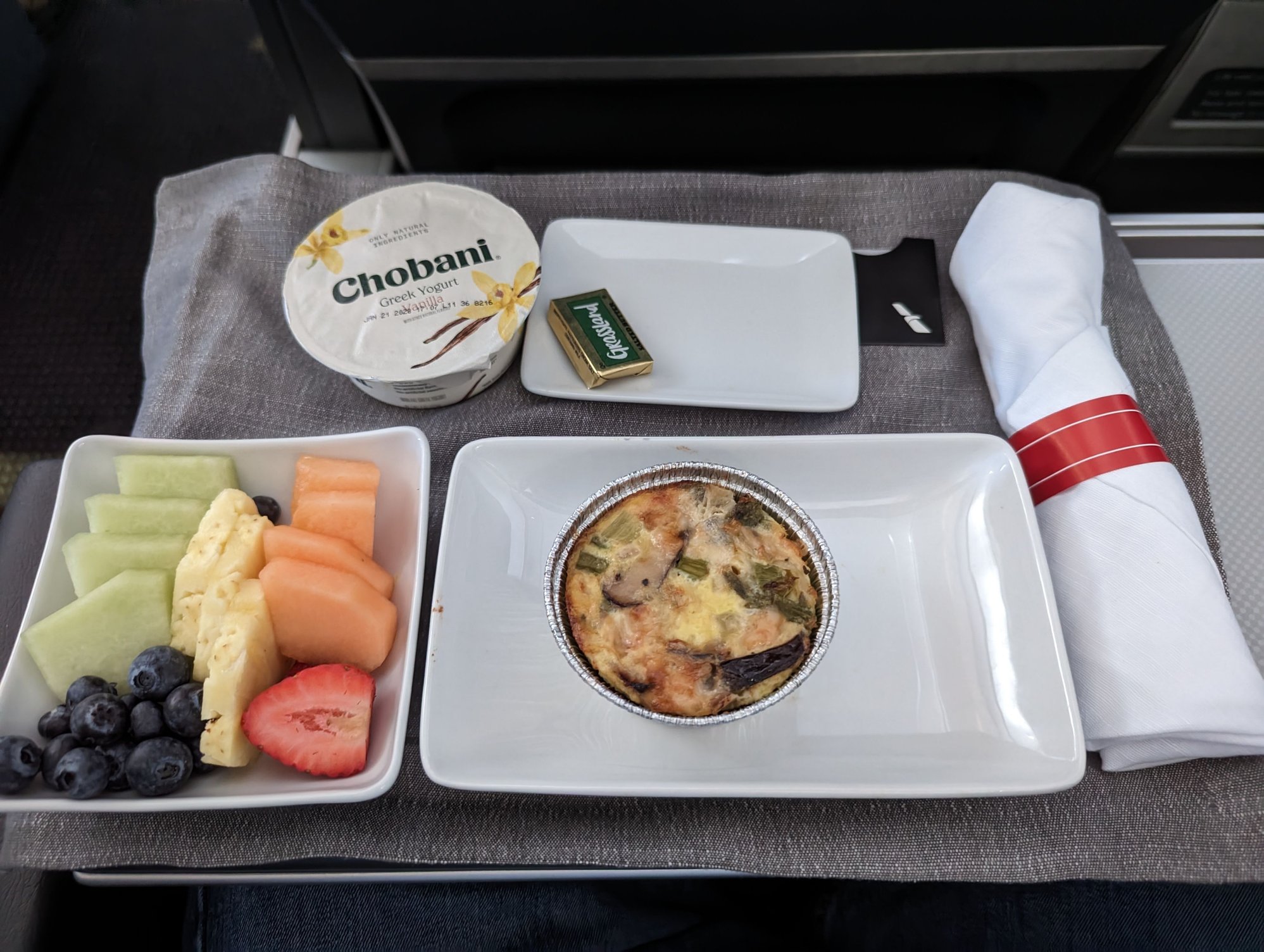 2022 AA Domestic Meal / Meals - menu / photos / etc. (master thread ...