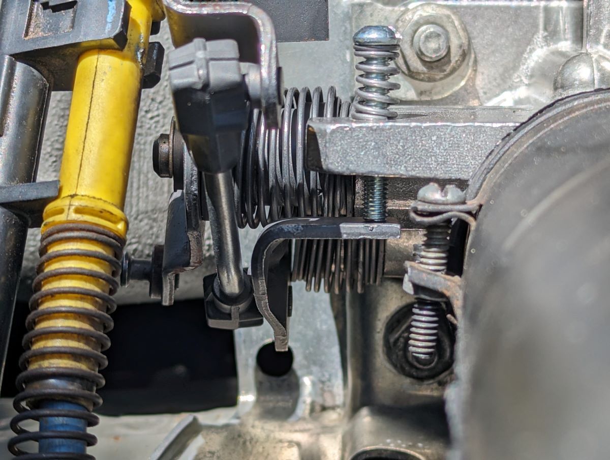 high idle (1000 rpm's) after installing a new Throttle Body - Ford ...