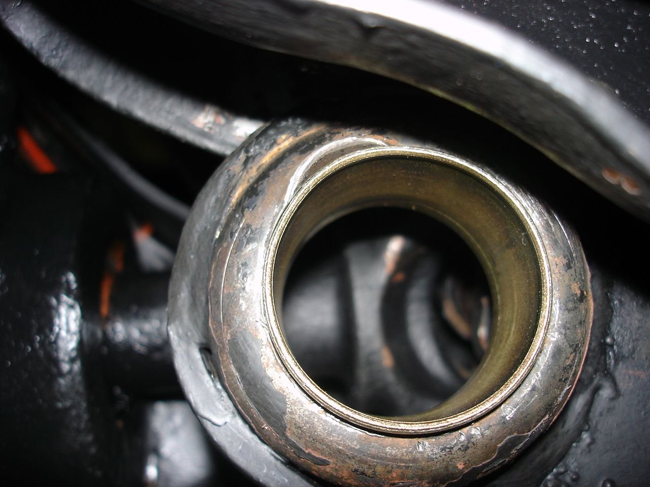 Wear in front axle pivot bushing bracket. - Ford Truck Enthusiasts Forums
