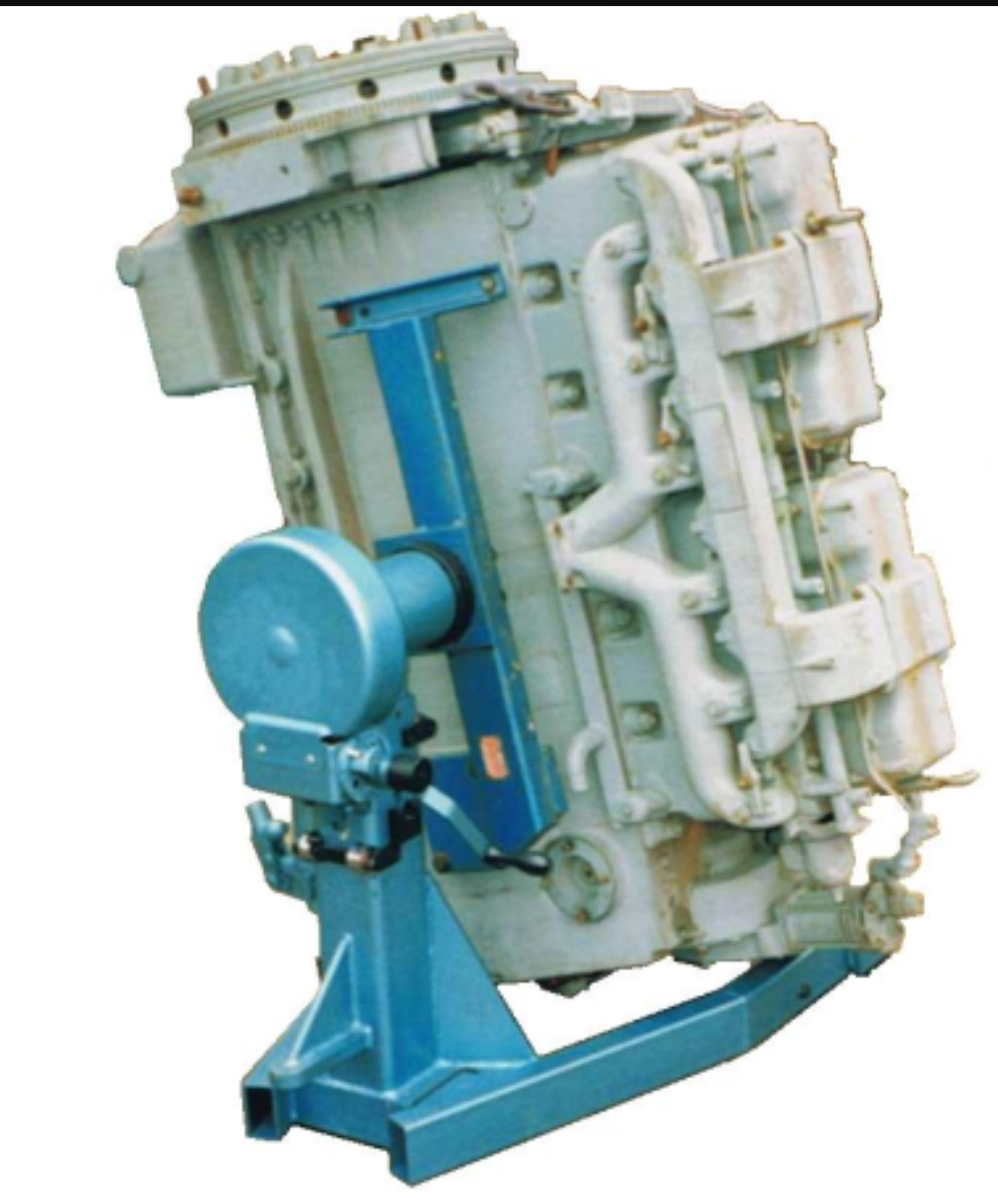 7.3’s on engine stands - UPSIDE DOWN! - Ford Truck Enthusiasts Forums