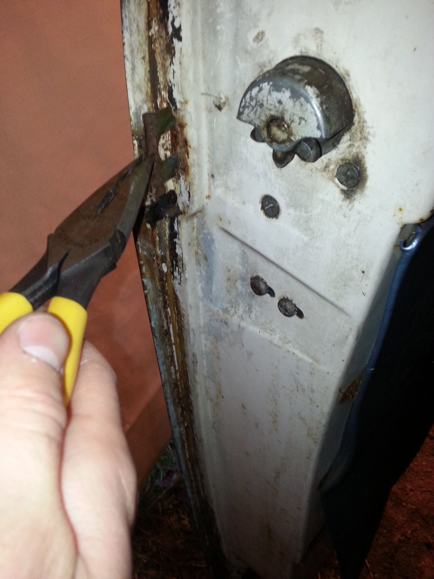 Idiots Guide to Replacing Your Door Locks - Ford Truck Enthusiasts Forums