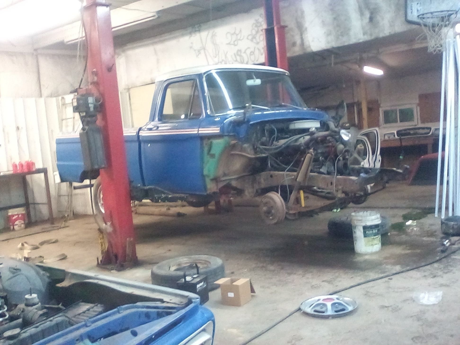 1964 F100 Grand Marquis (Crown Vic) Frame Swap - Ford Truck Enthusiasts ...