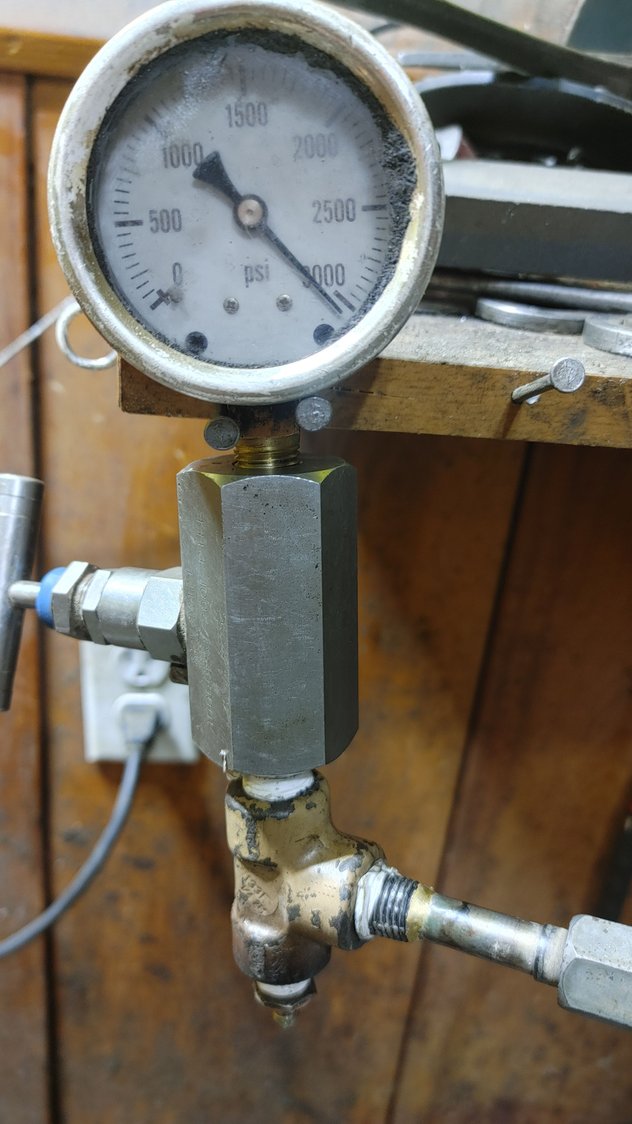 High pressure testing the high pressure oil system. - Ford Truck ...