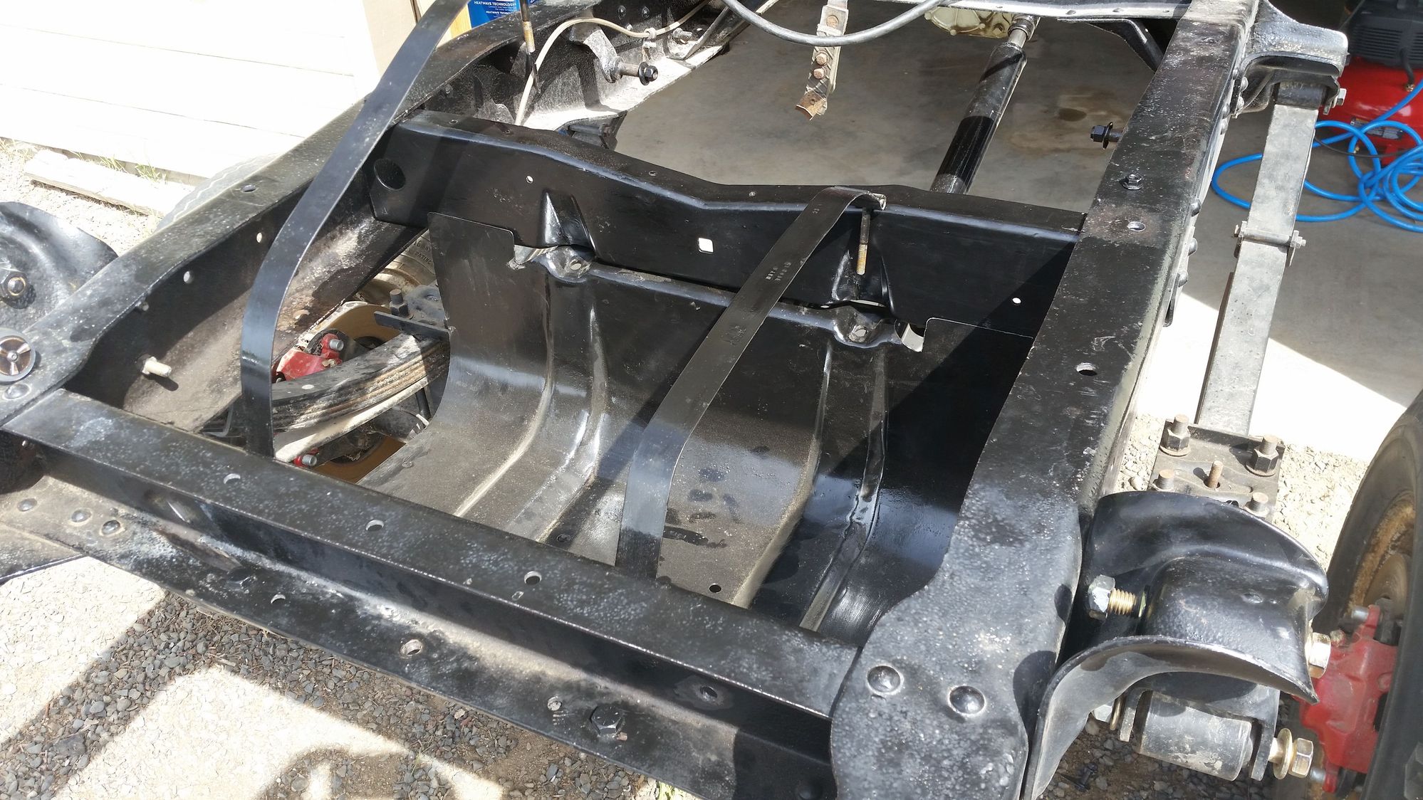 This must be the easiest highboy rear tank option - Ford Truck ...