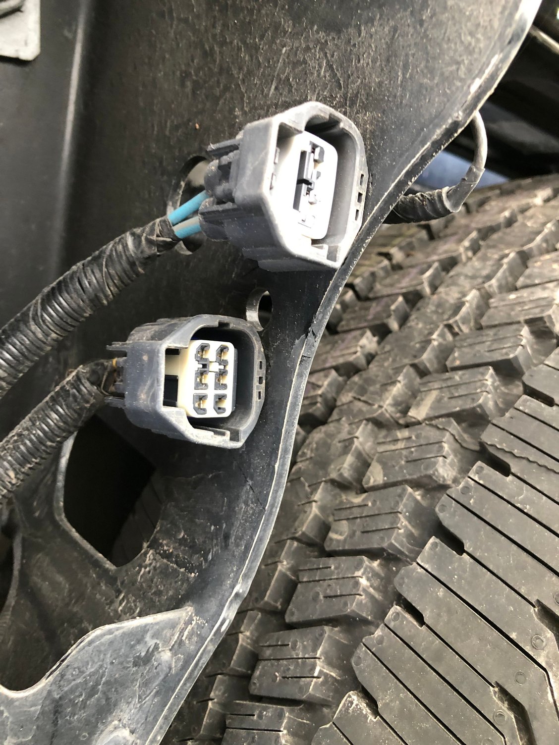 Connector in bed of new F350 placement - Ford Truck Enthusiasts Forums