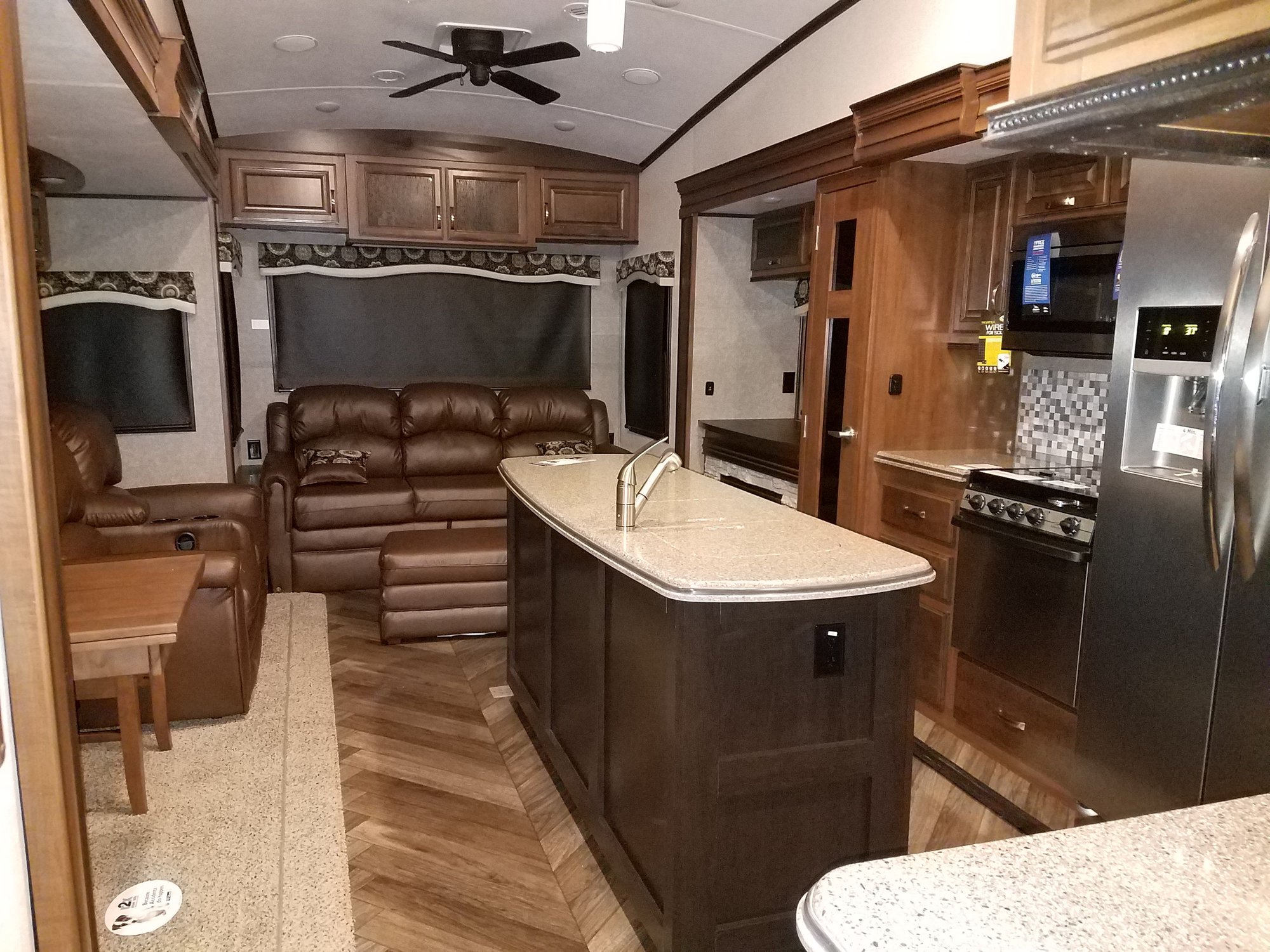 2017 F350 & 315RLTS North Point - Ford Truck Enthusiasts Forums