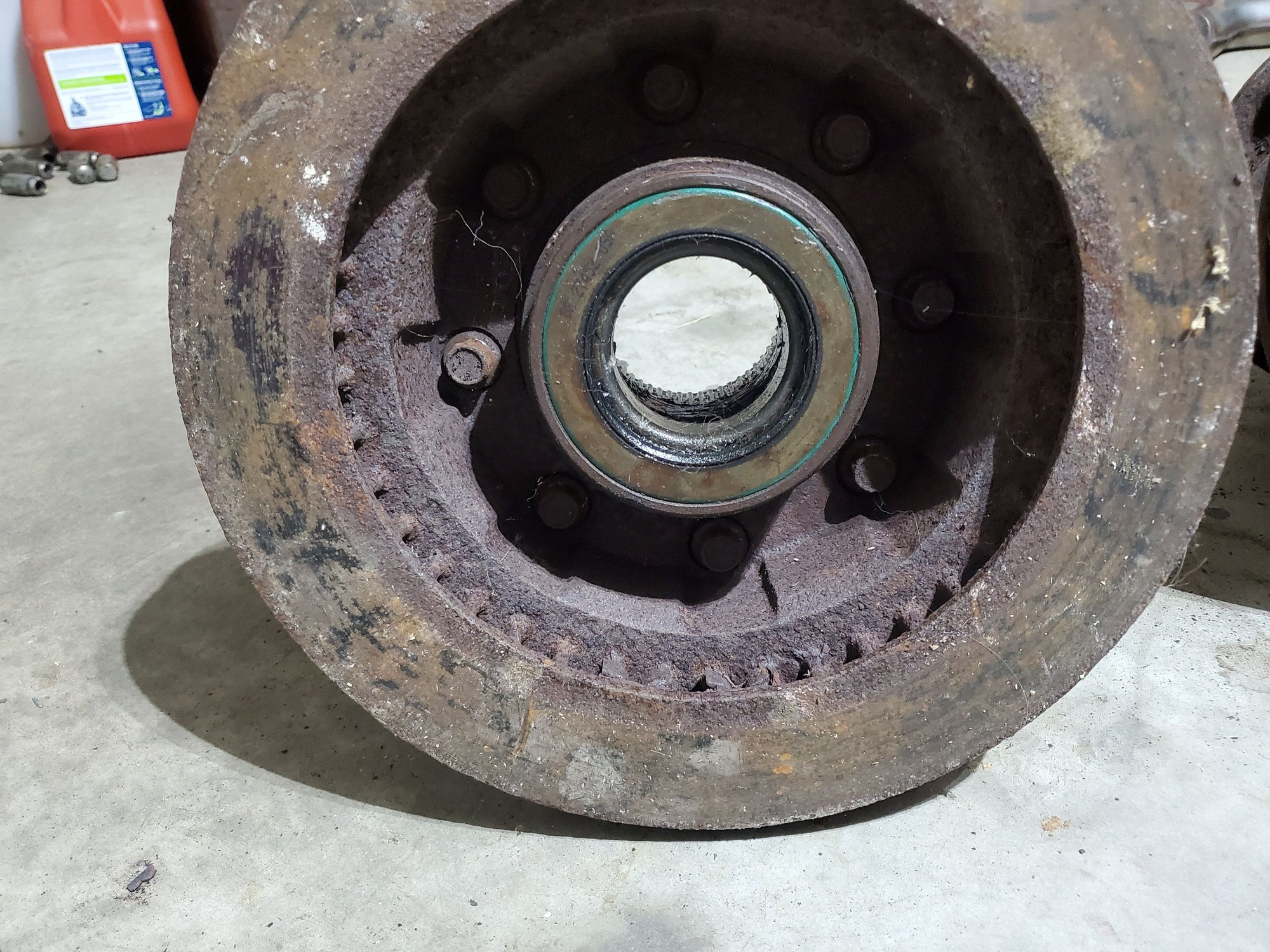 Dana 60 4x4 Dually Front hub - Ford Truck Enthusiasts Forums