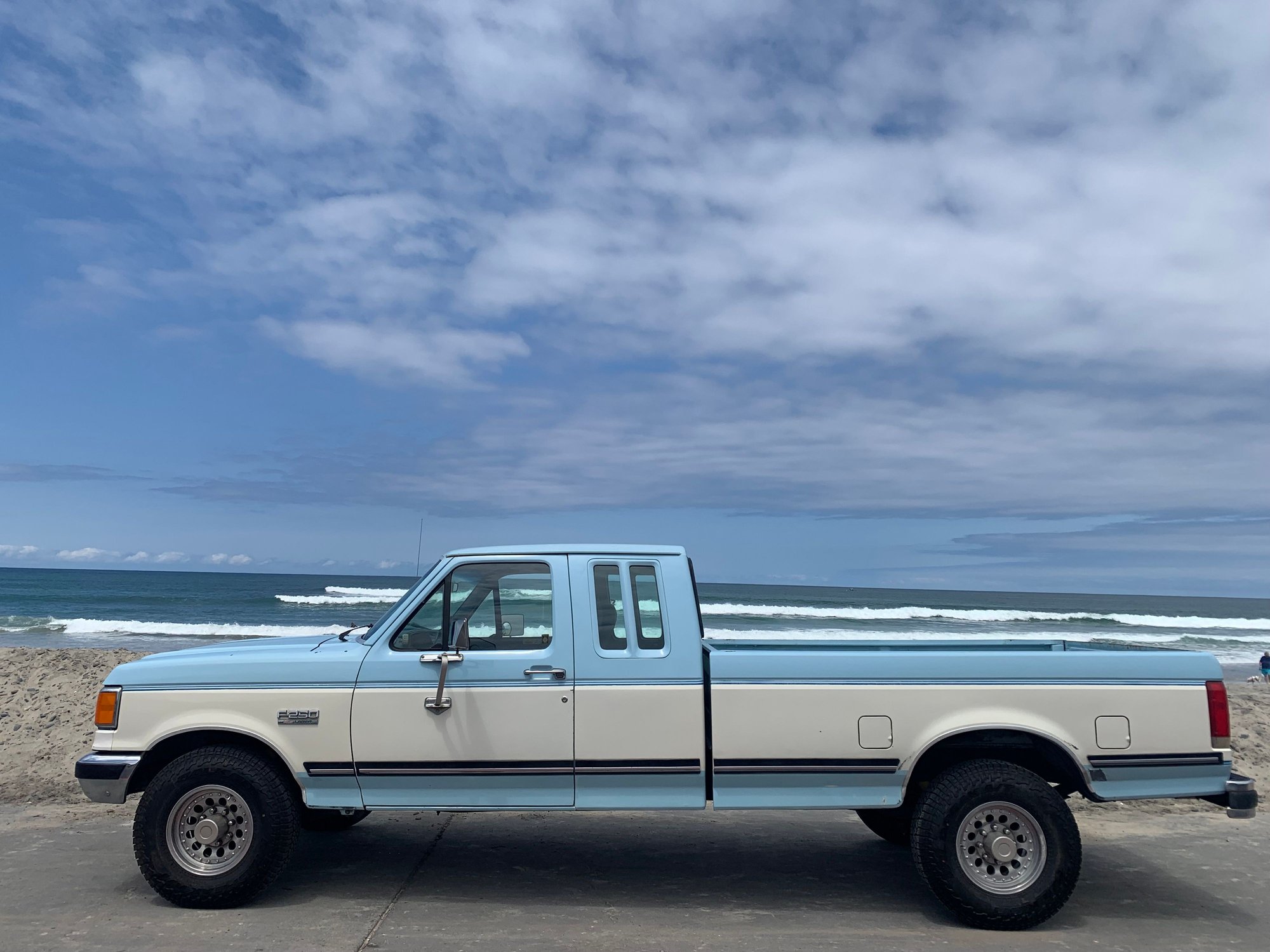 1987 Ford F-250 XLT lariat with 62k Original miles and paperwork ...