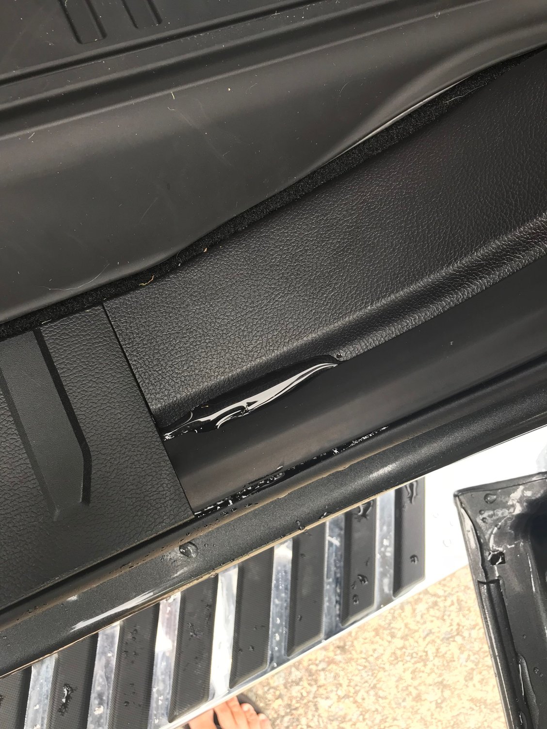 Water coming through door panel on passenger side. - Ford Truck ...