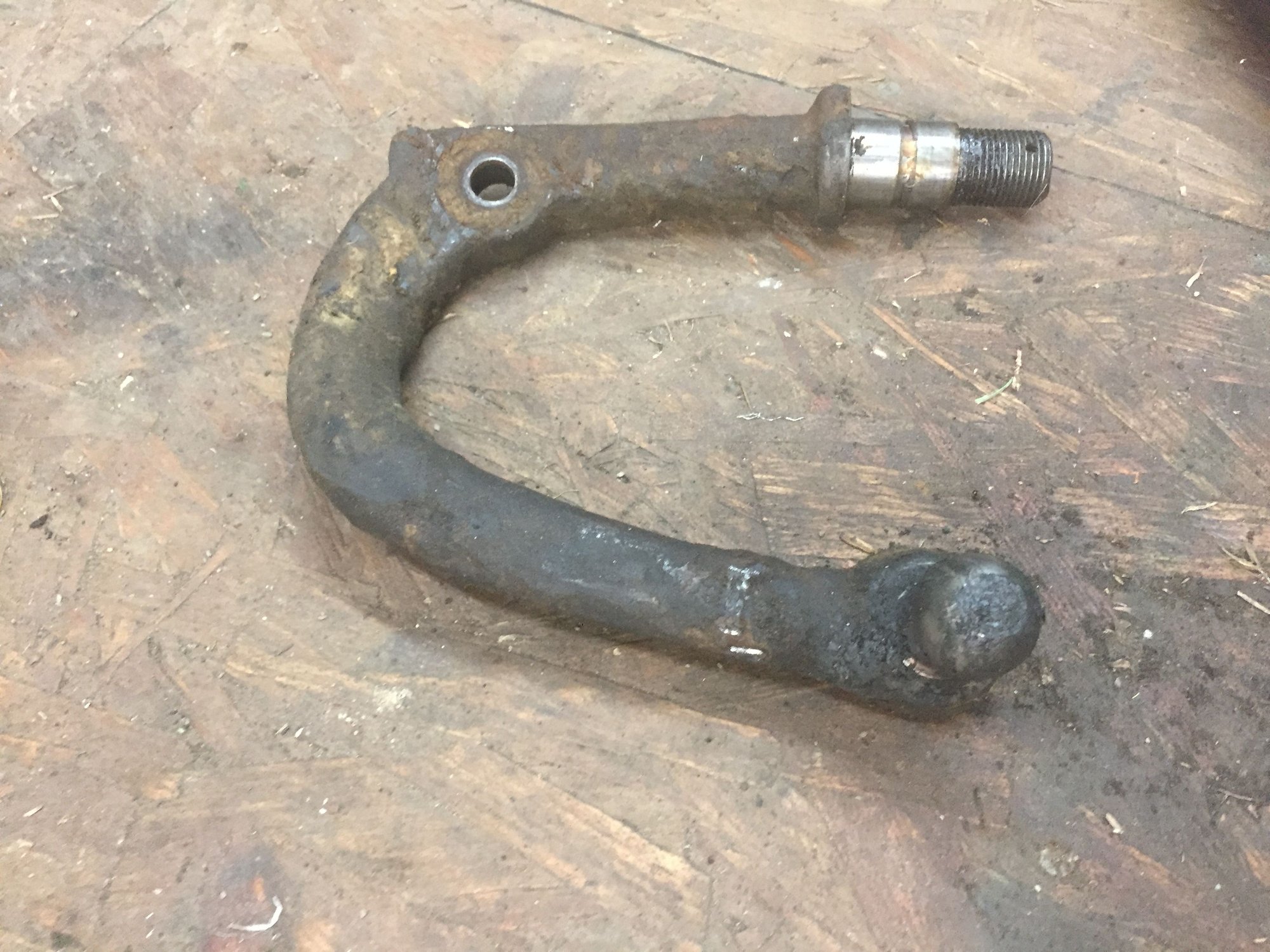 52 F1 spindle arm - Ford Truck Enthusiasts Forums