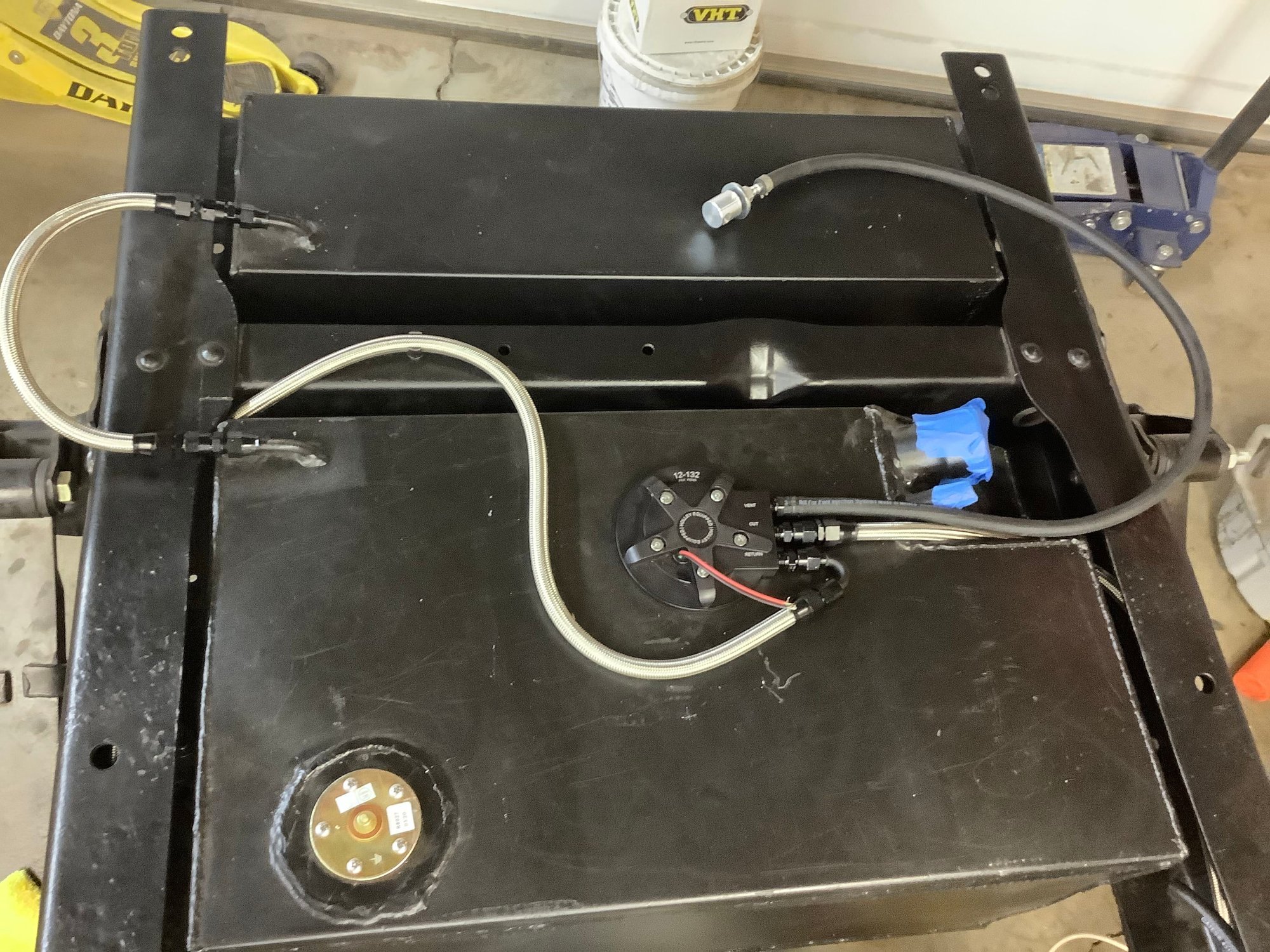 Aerotank highboy tank hitting bed structure - Ford Truck Enthusiasts Forums