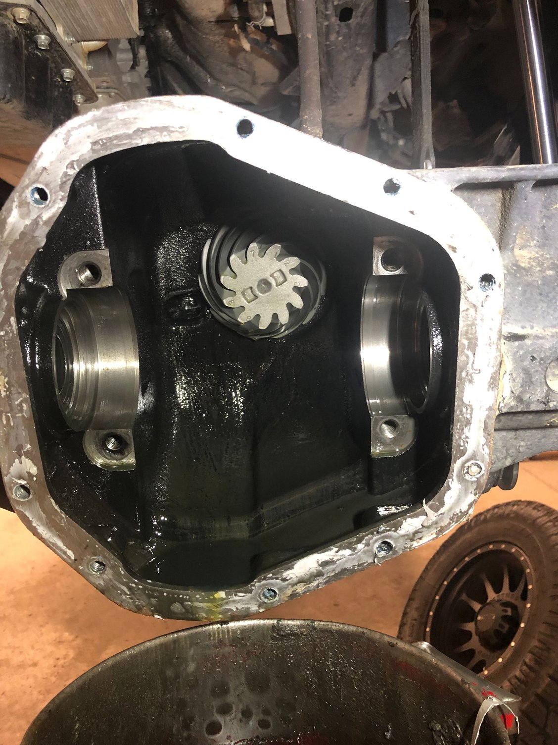 2019 F350 Front Eaton Truetrac Differential Installation - Ford Truck ...