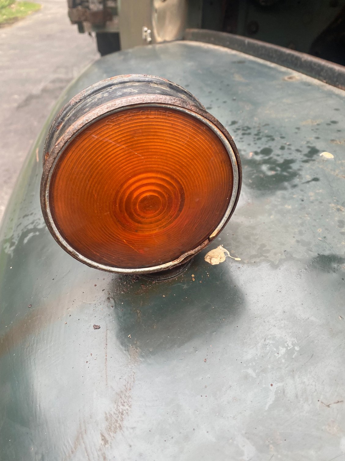 1949 F4 Fender Turn Signal - Ford Truck Enthusiasts Forums
