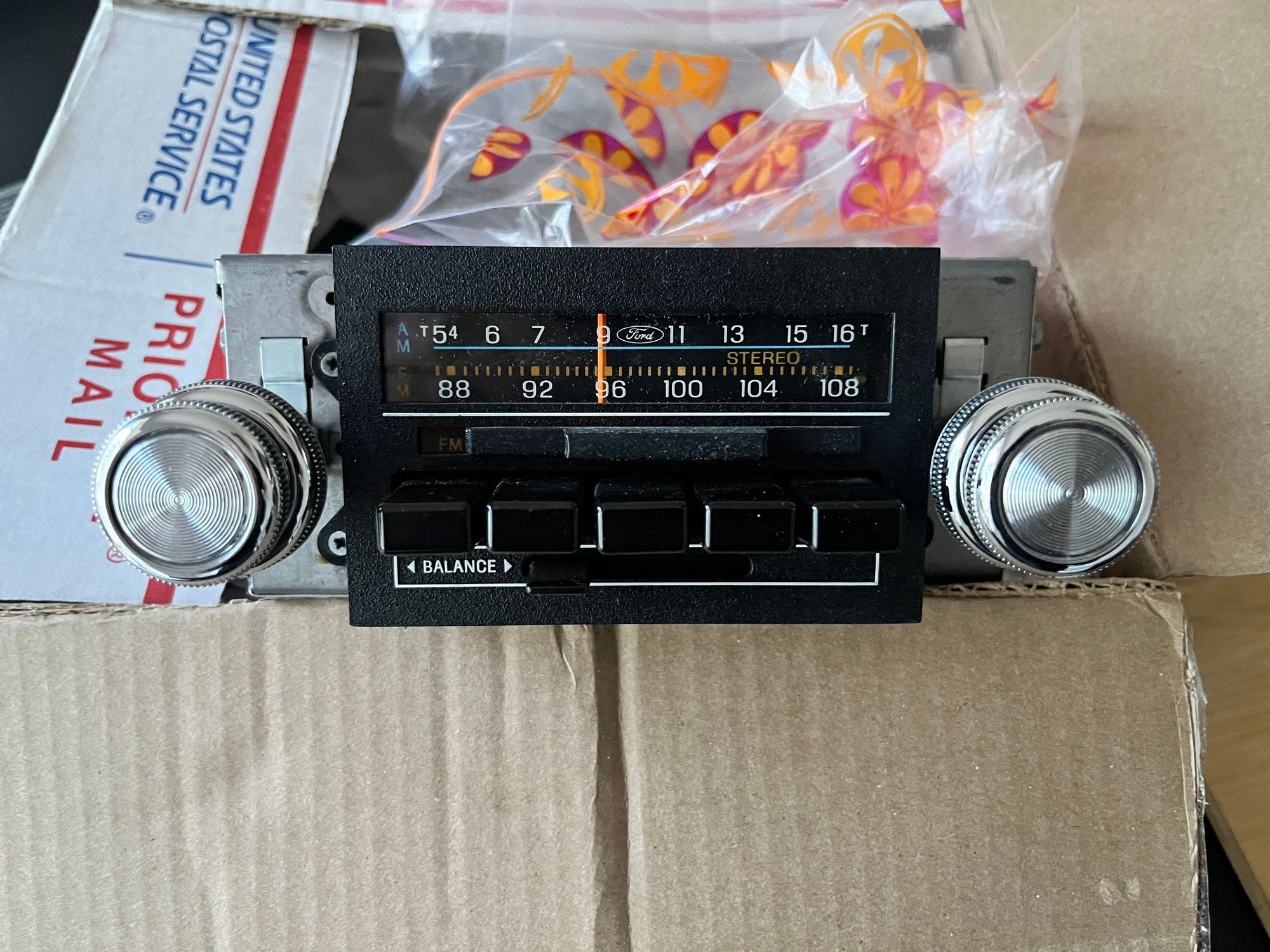 F100 Radio size difference to bezel - Ford Truck Enthusiasts Forums