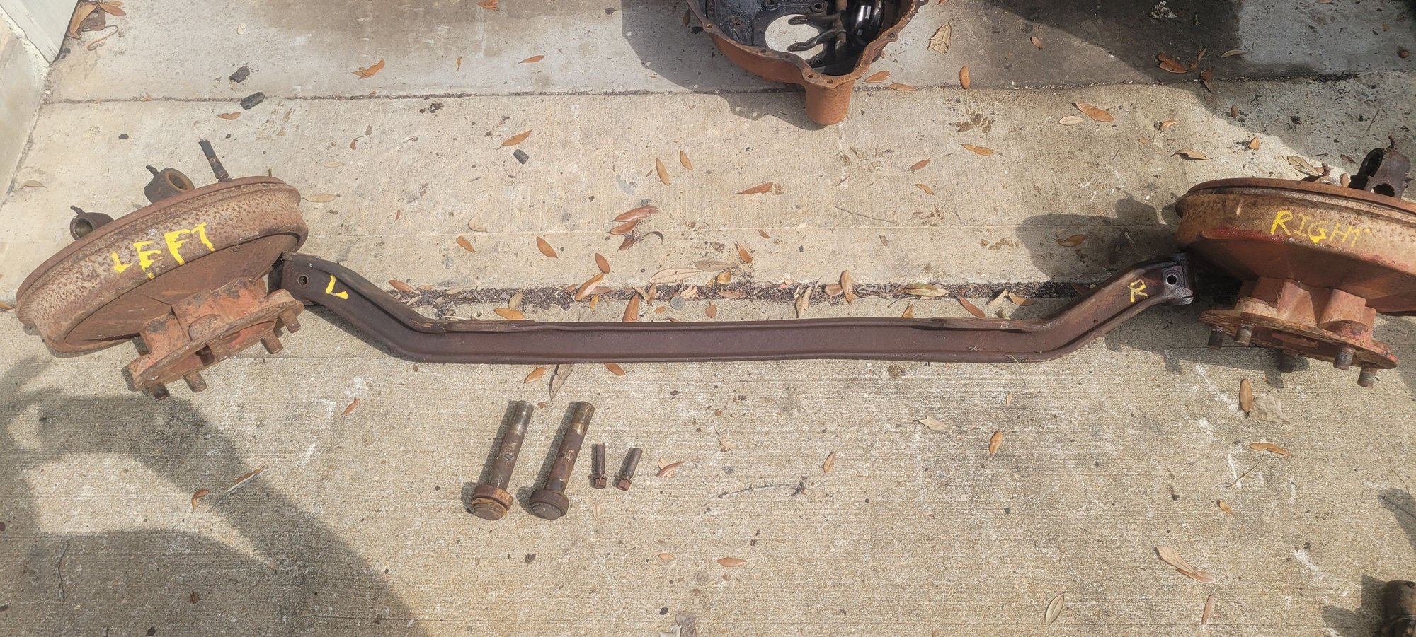 1949 F5 front axle and hubs. - Ford Truck Enthusiasts Forums